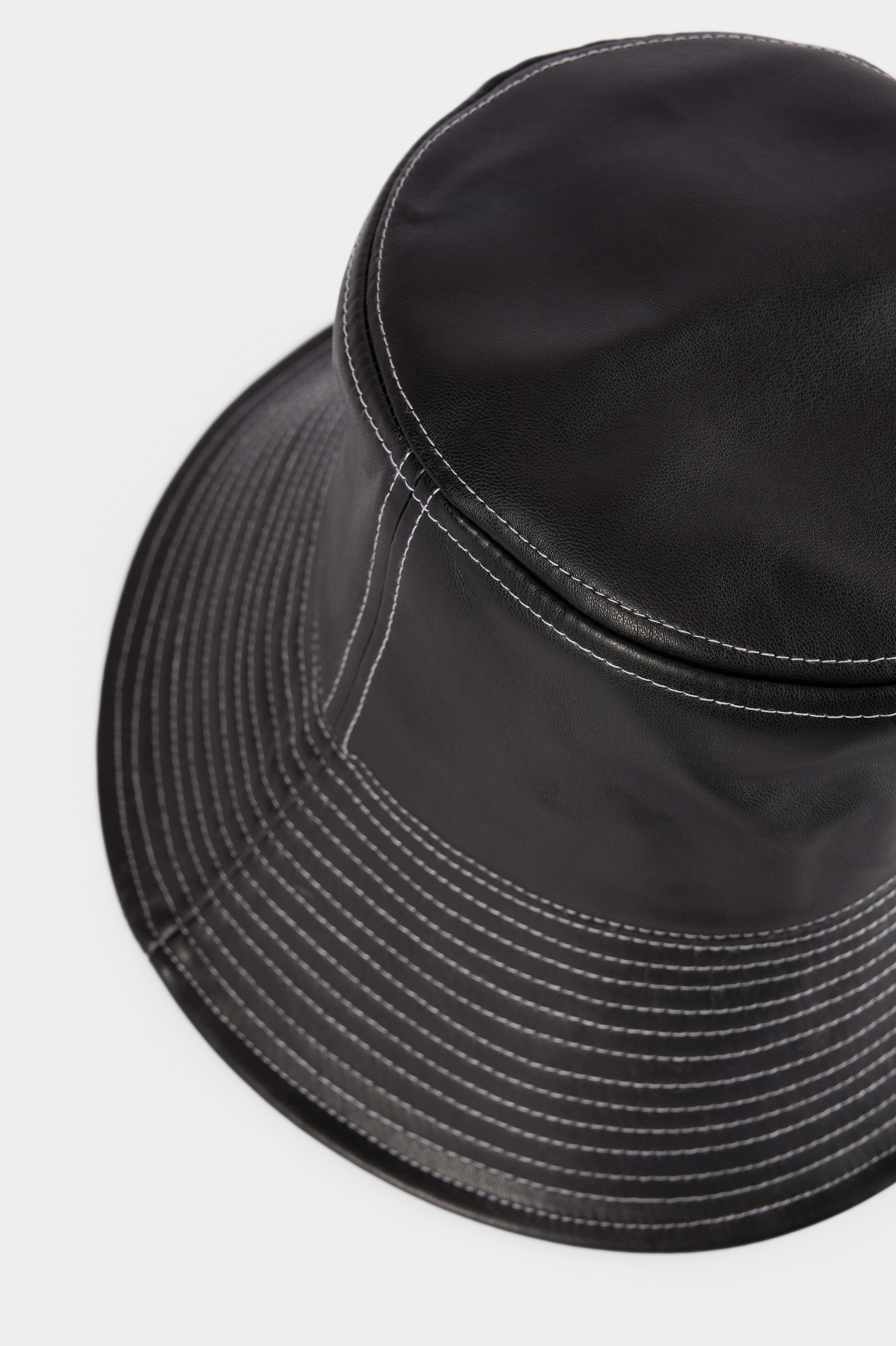Seamline Bucket Hat Negro | na-kd.com