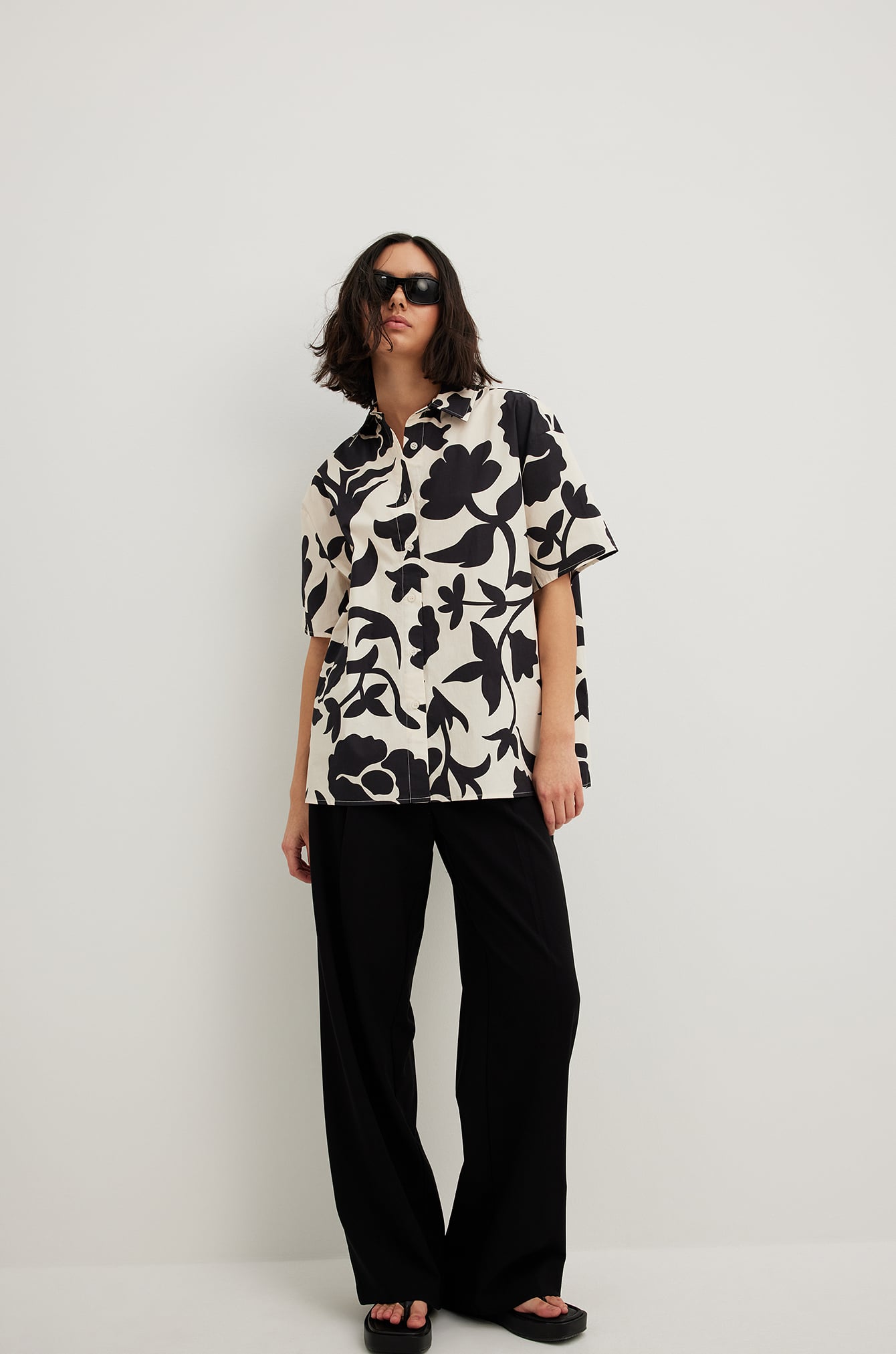 Short Sleeve Printed Cotton Shirt Flower | NA-KD