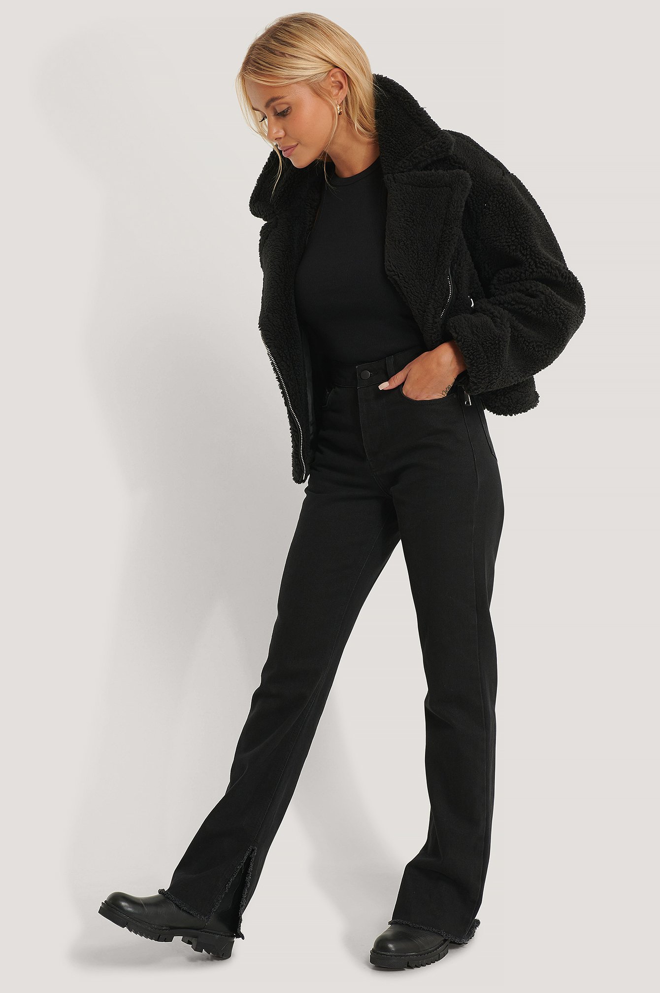 Short Teddy Zipper Jacket Black | na-kd.com