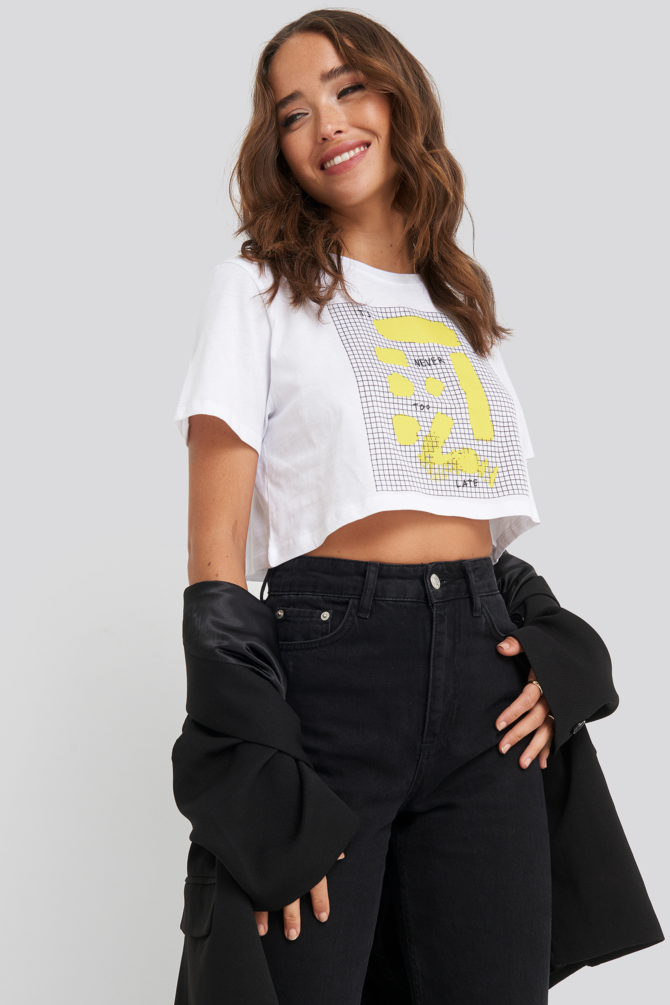 Sign Print Cropped Tee White | NA-KD