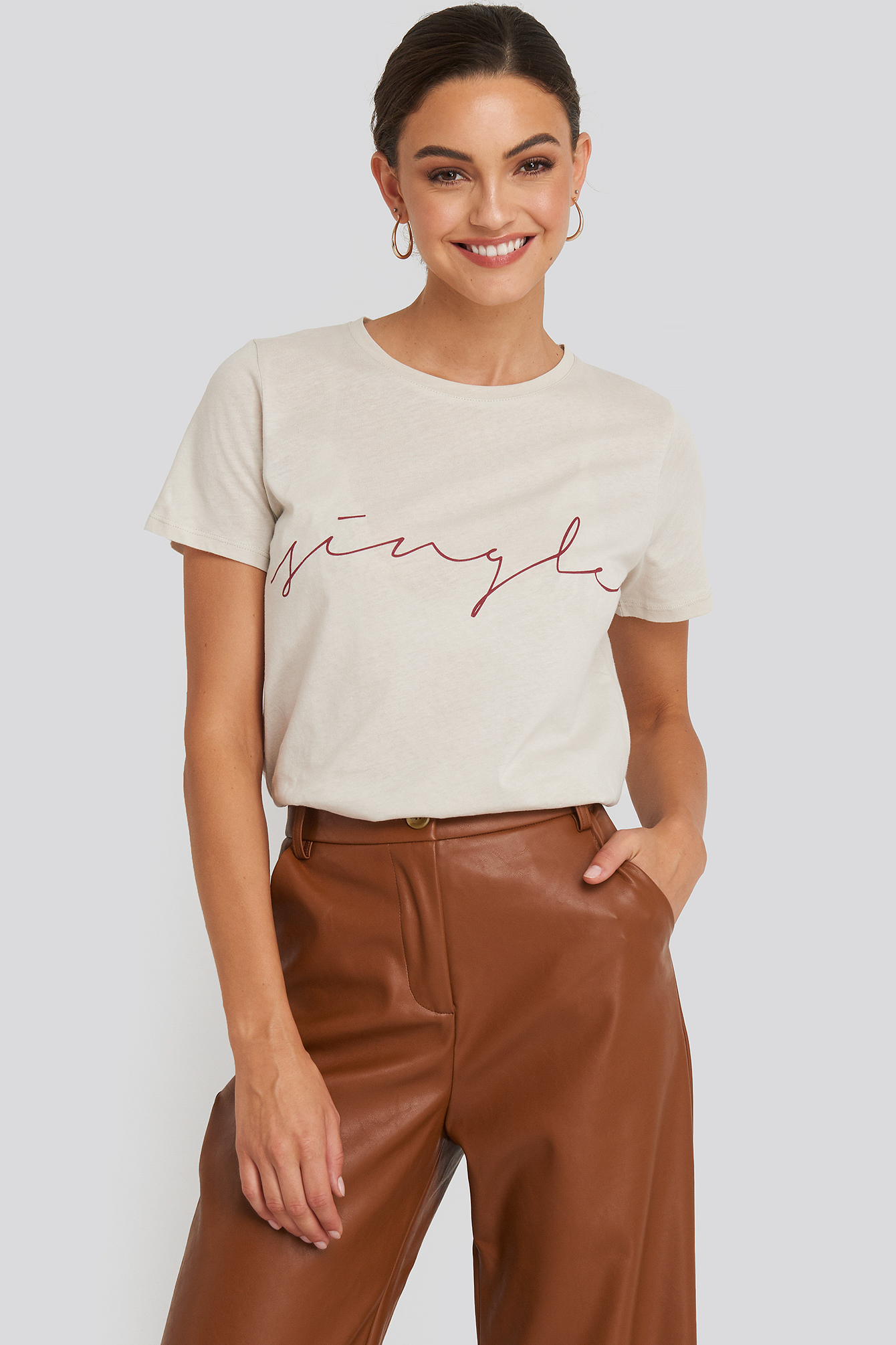 Single Basic Tee Beige | NA-KD