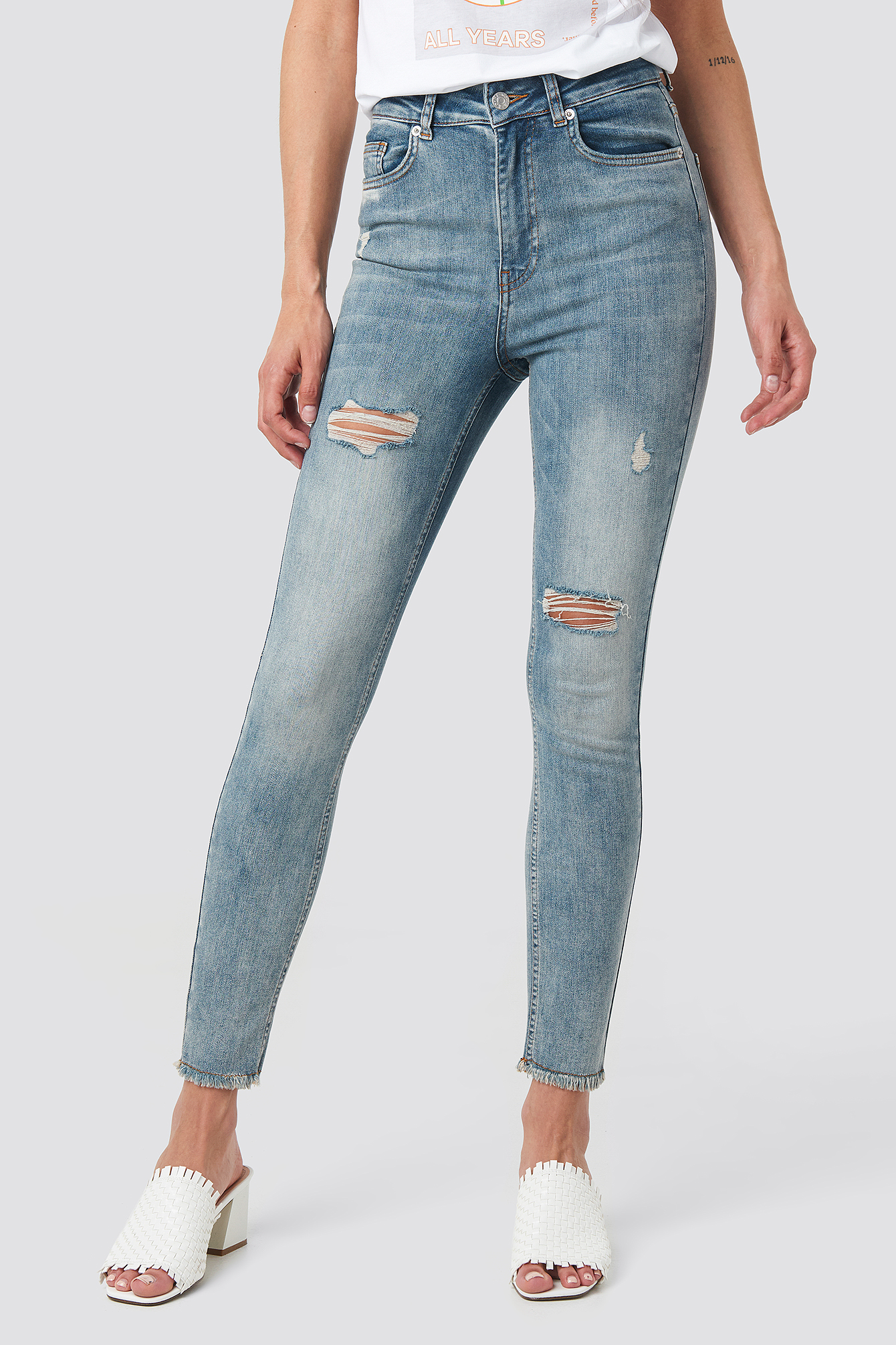 Skinny High Waist Worn Look Jeans Blue | na-kd.com
