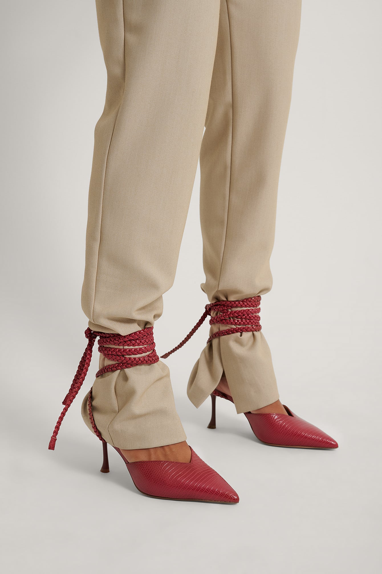 Slanted Stiletto Lace Up Pumps Red | NA-KD
