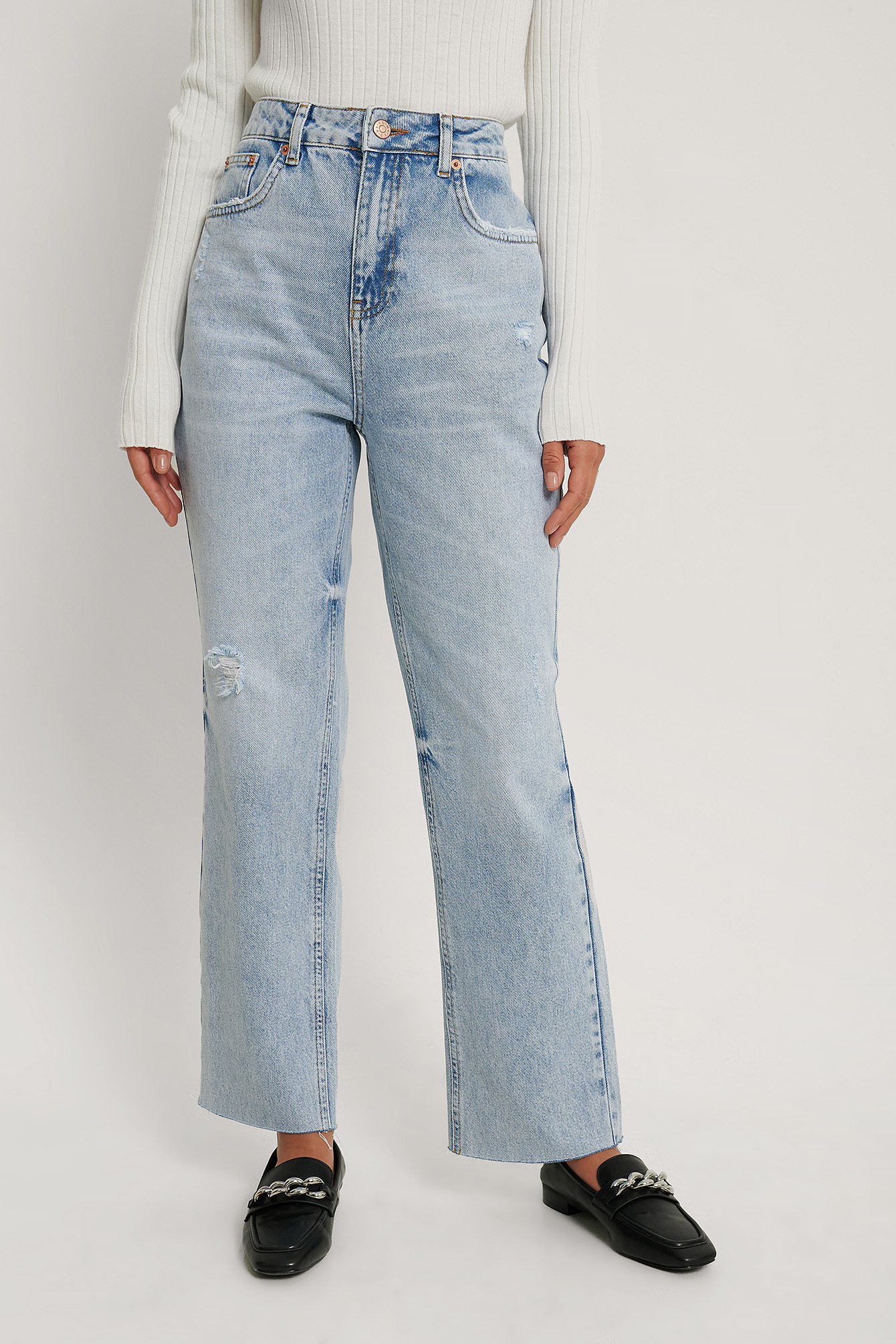 Small Ripped Details Straight High Waist Jeans Blue | na-kd.com