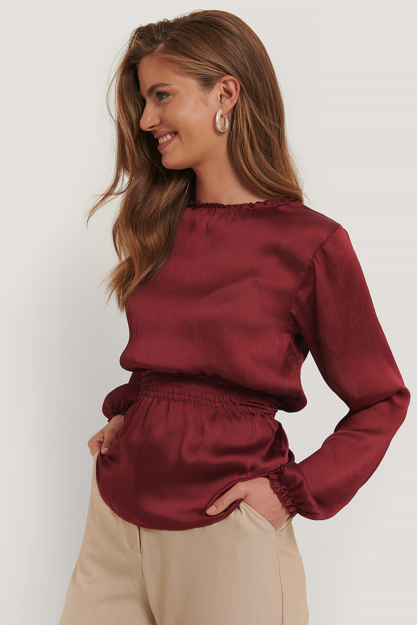Smocking Detail Satin Top Rosa | NA-KD