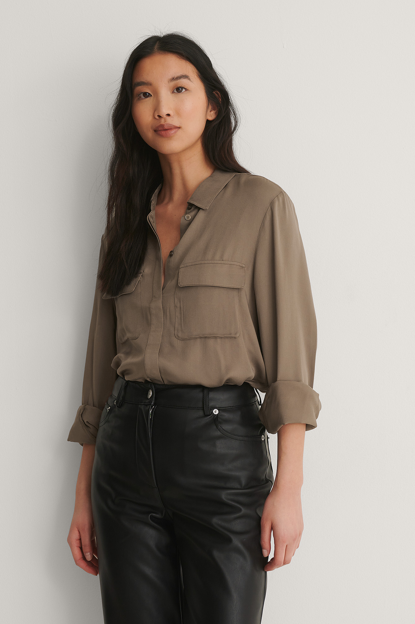 Soft Double Pocket Shirt Brown | NA-KD