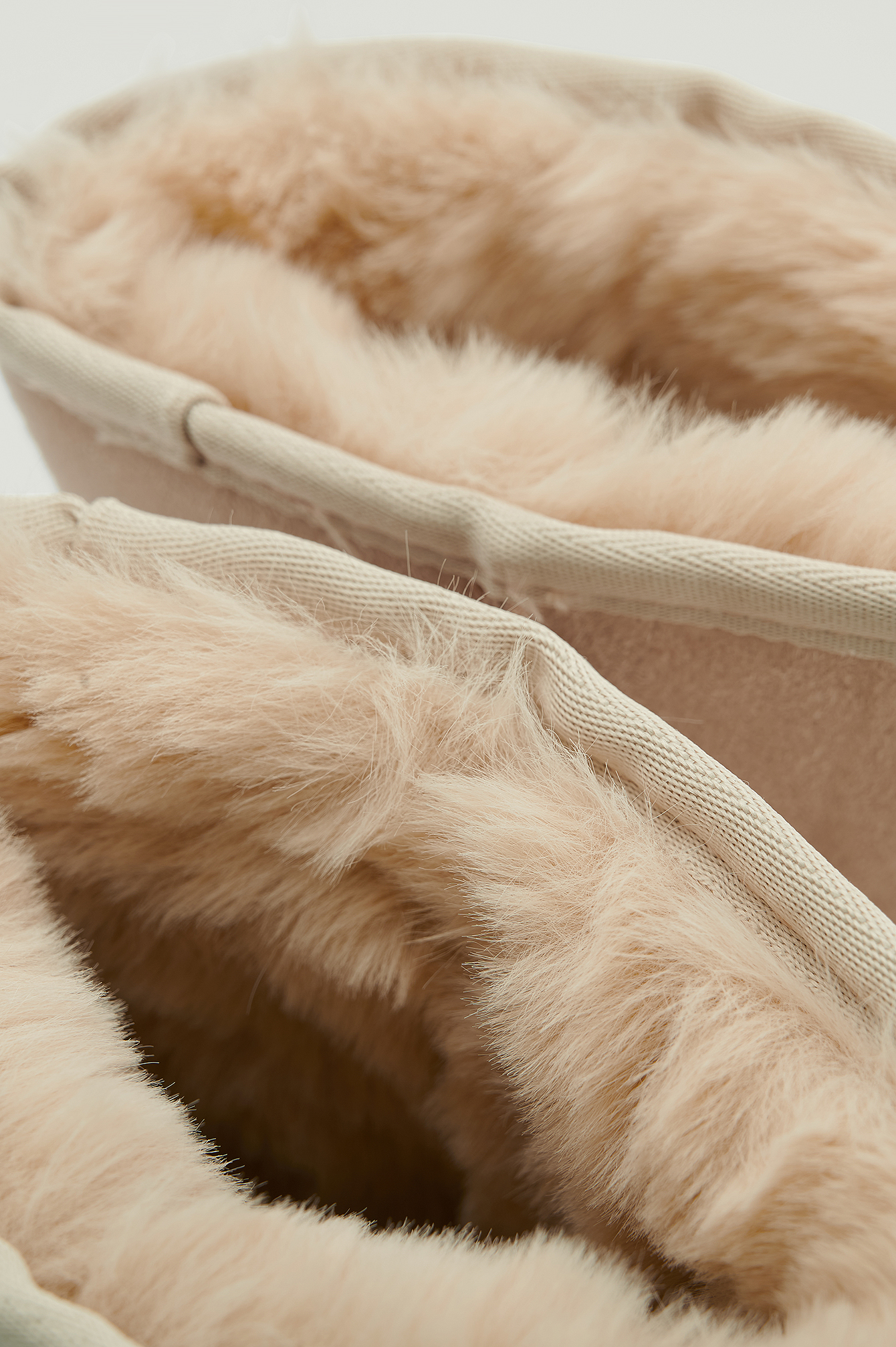 Soft Teddy Boots Beige | na-kd.com