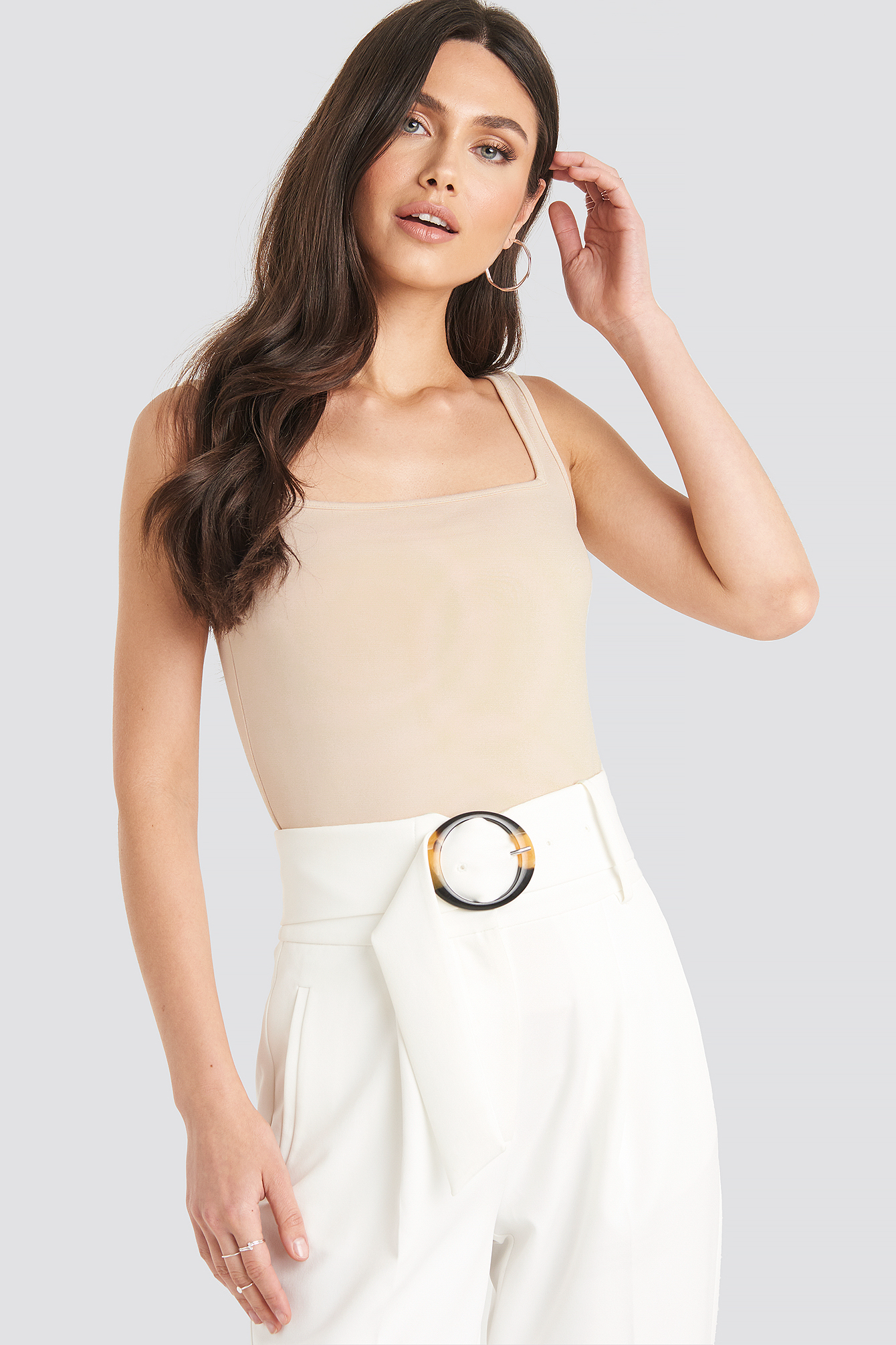 Square Neck Fitted Singlet Beige | NA-KD