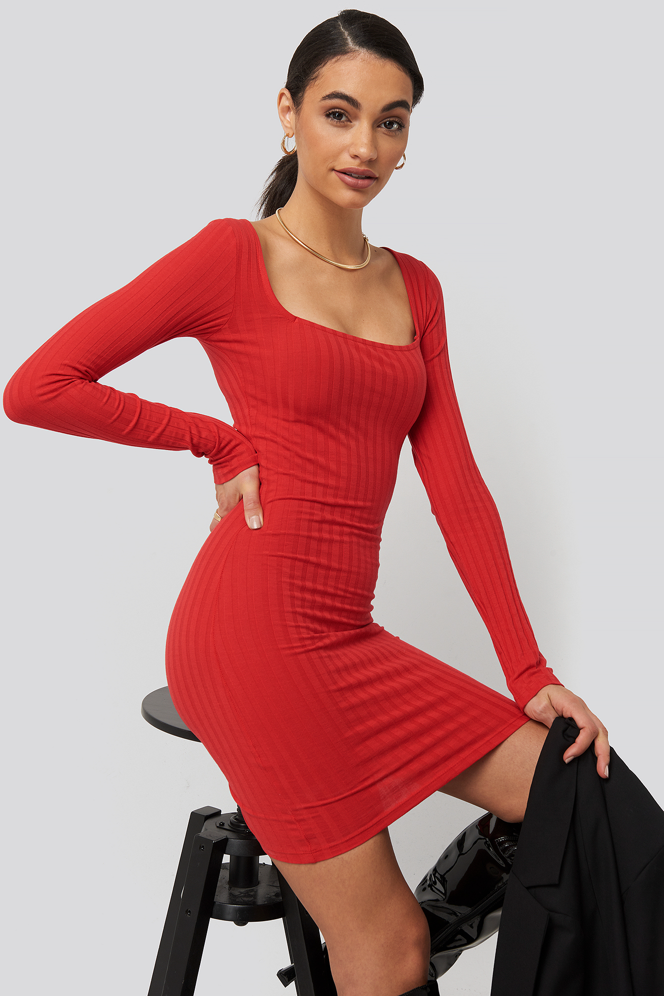 Square Neck Ribbed Dress Rot | NA-KD