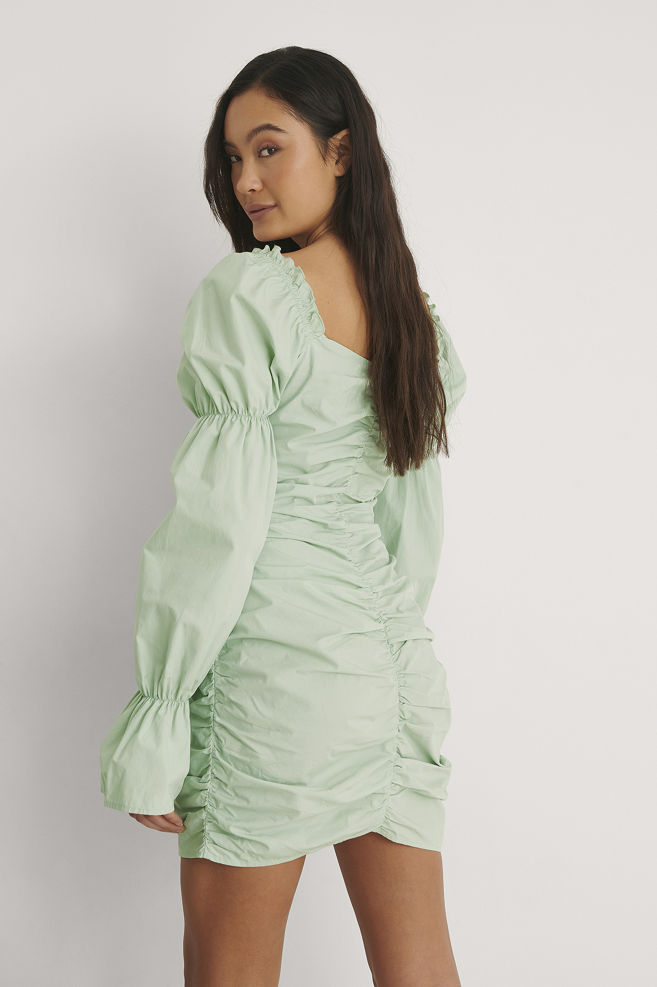 Squared Neck Long Sleeve Dress Green | NA-KD