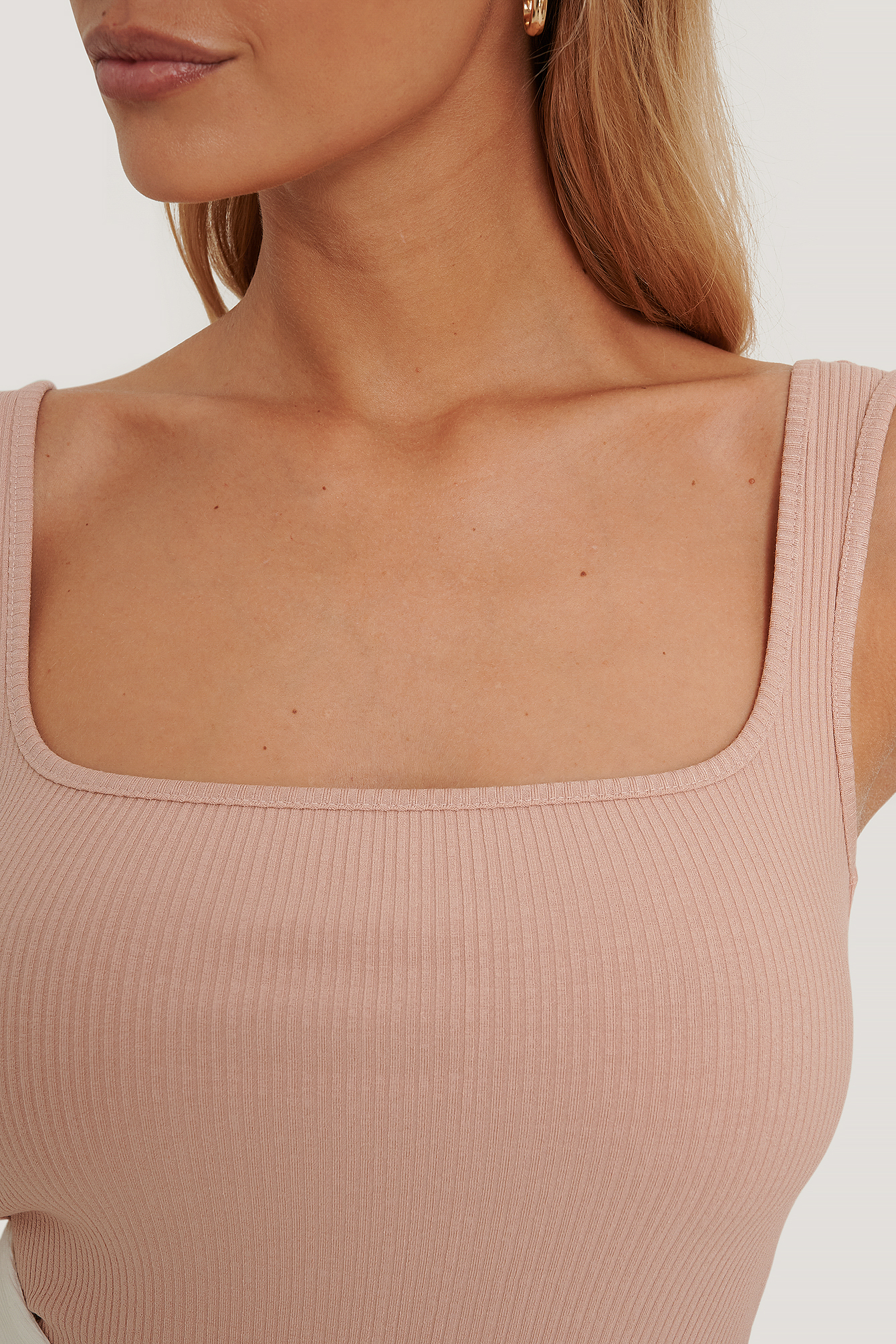 Squared Neck Singlet Pink | na-kd.com
