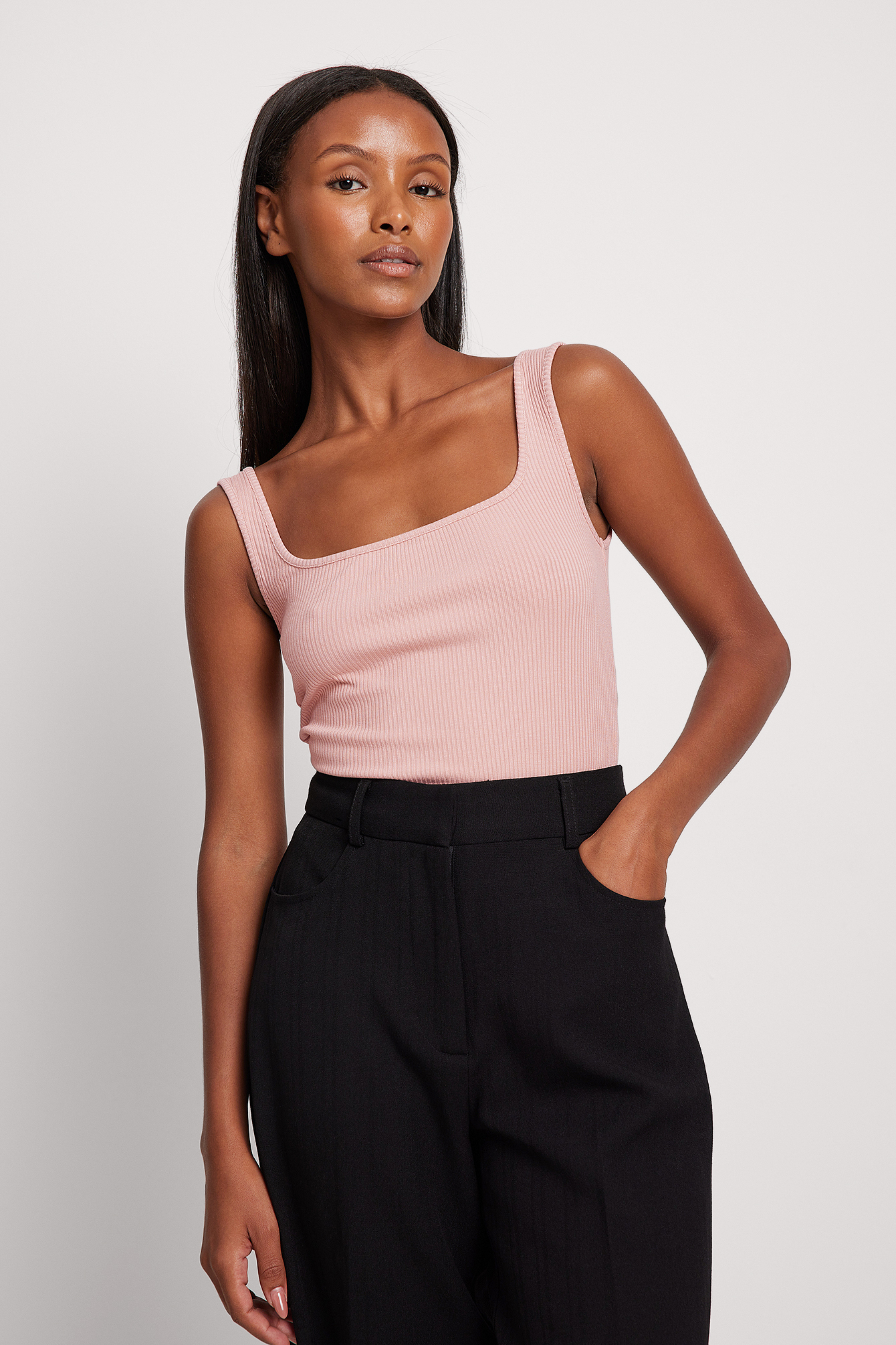 Singlet med firkantet hals Rosa | NA-KD