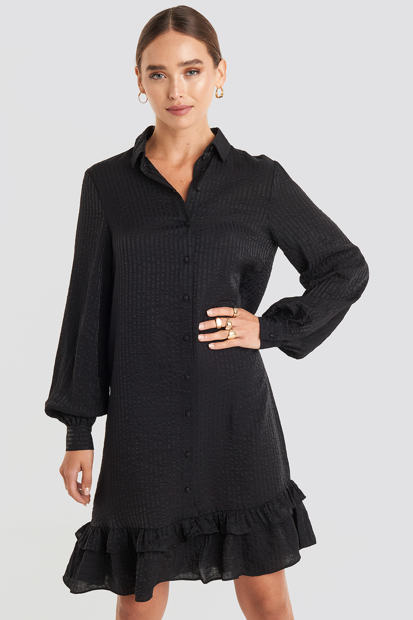 Striped Flounce Mini Dress Schwarz | NA-KD