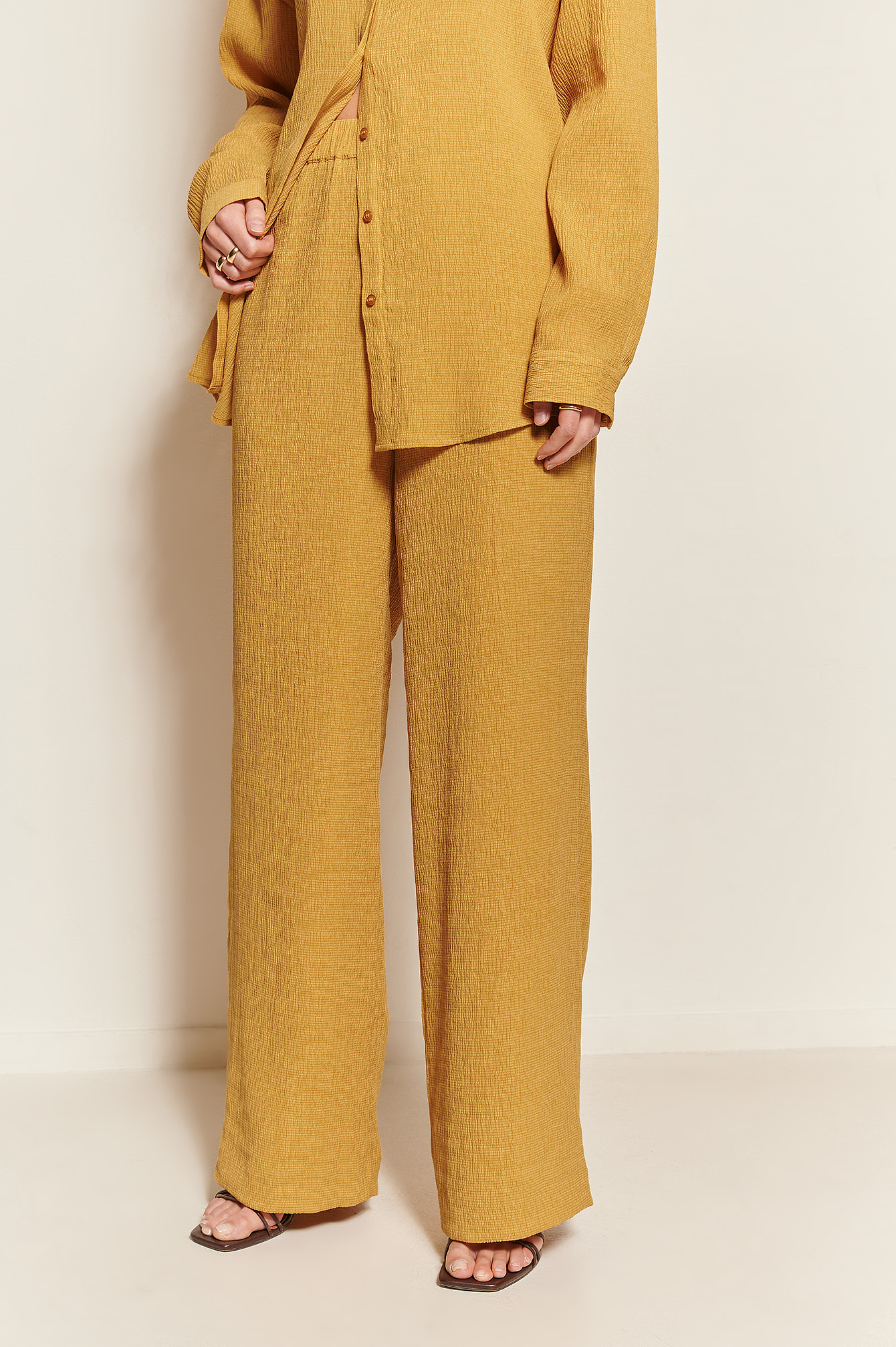 Structured Loose Pants Yellow | na-kd.com