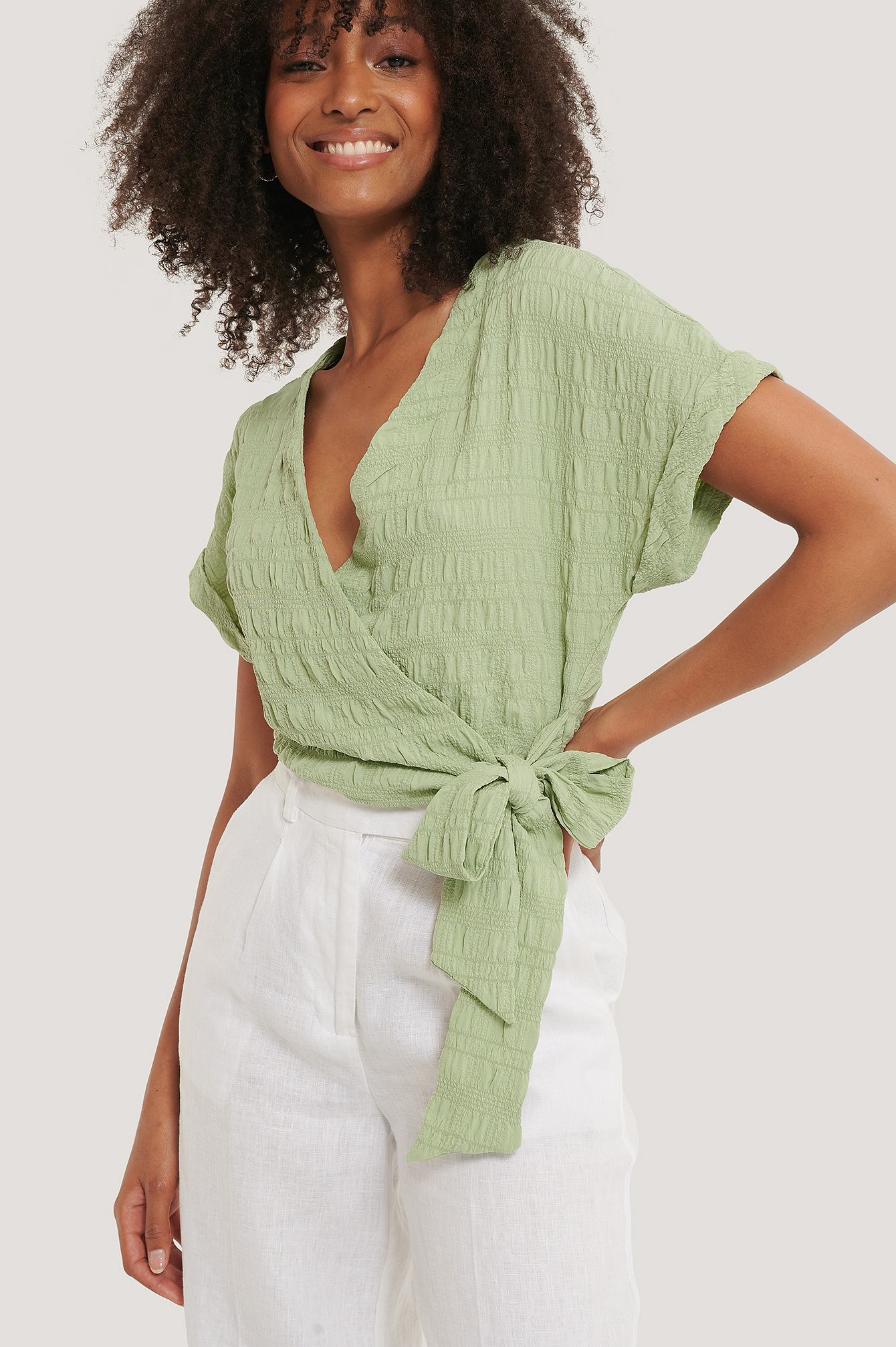 Structured Overlap Blouse Green | NA-KD