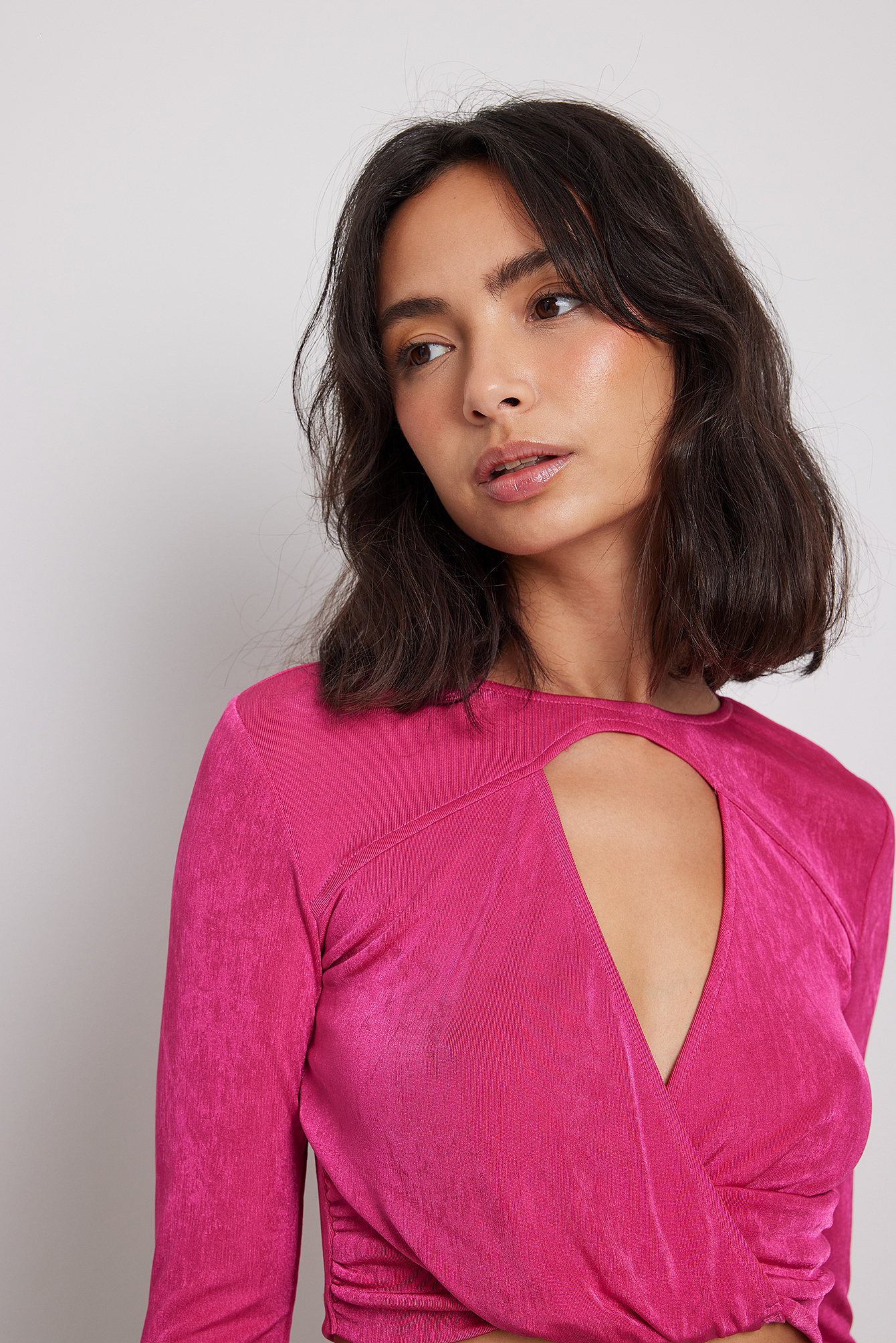 Keyhole-Top mit Twist-Detail Rosa | NA-KD