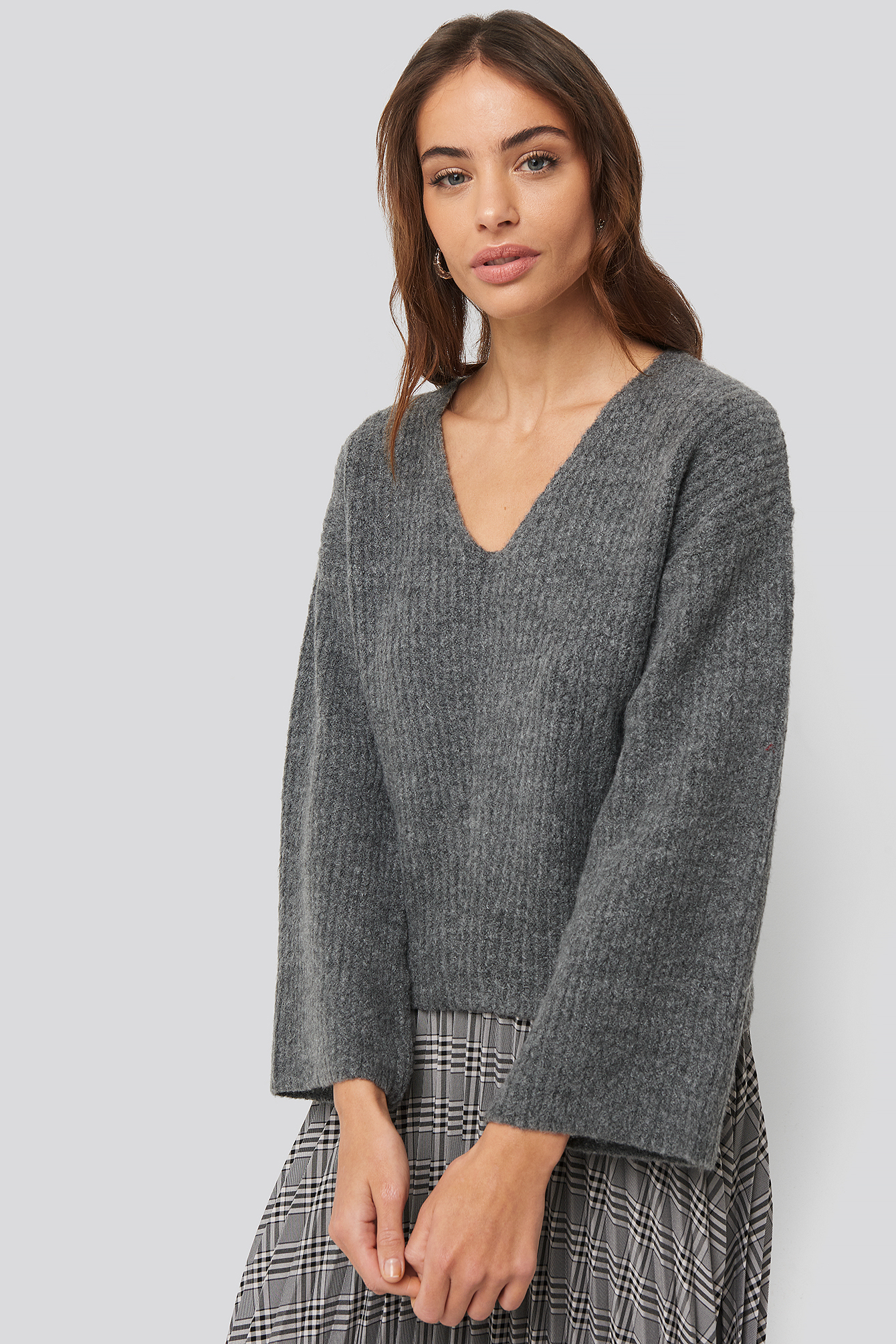V Front Knit Grey | NA-KD