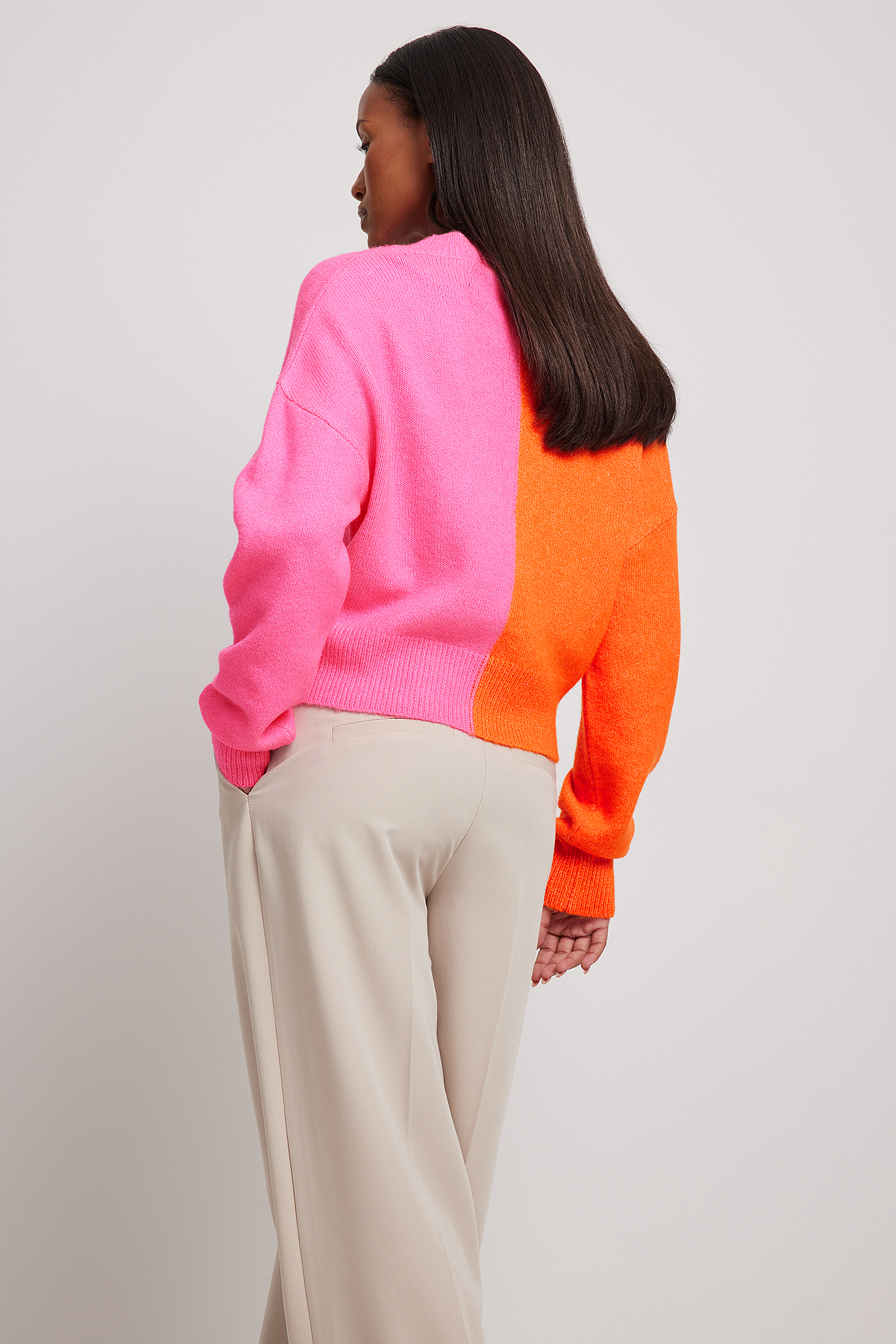 V-necked Knitted Block Colour Sweater Multicolor | na-kd.com
