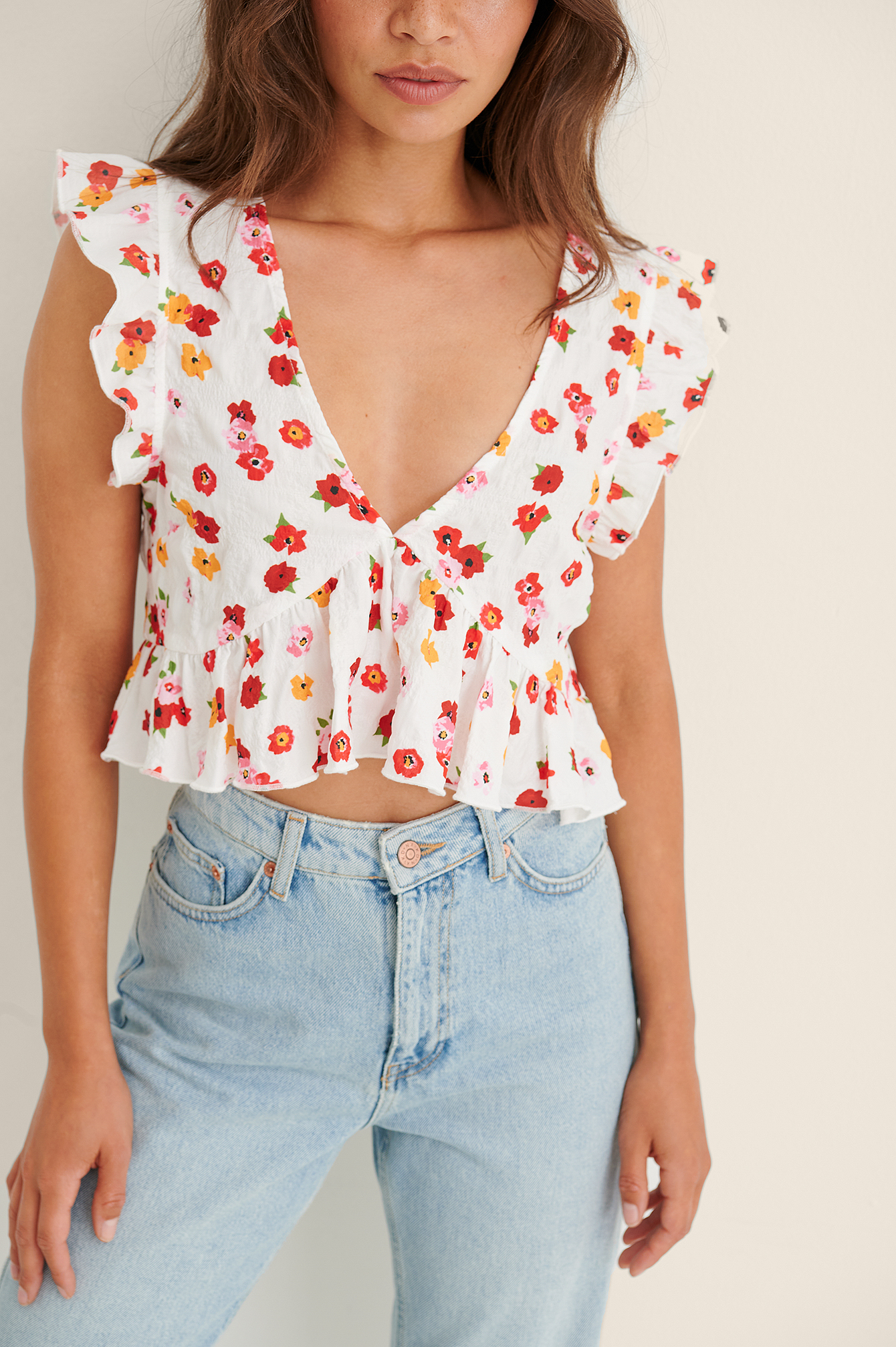 Recycled V-neck Flounce Top Flower | na-kd.com