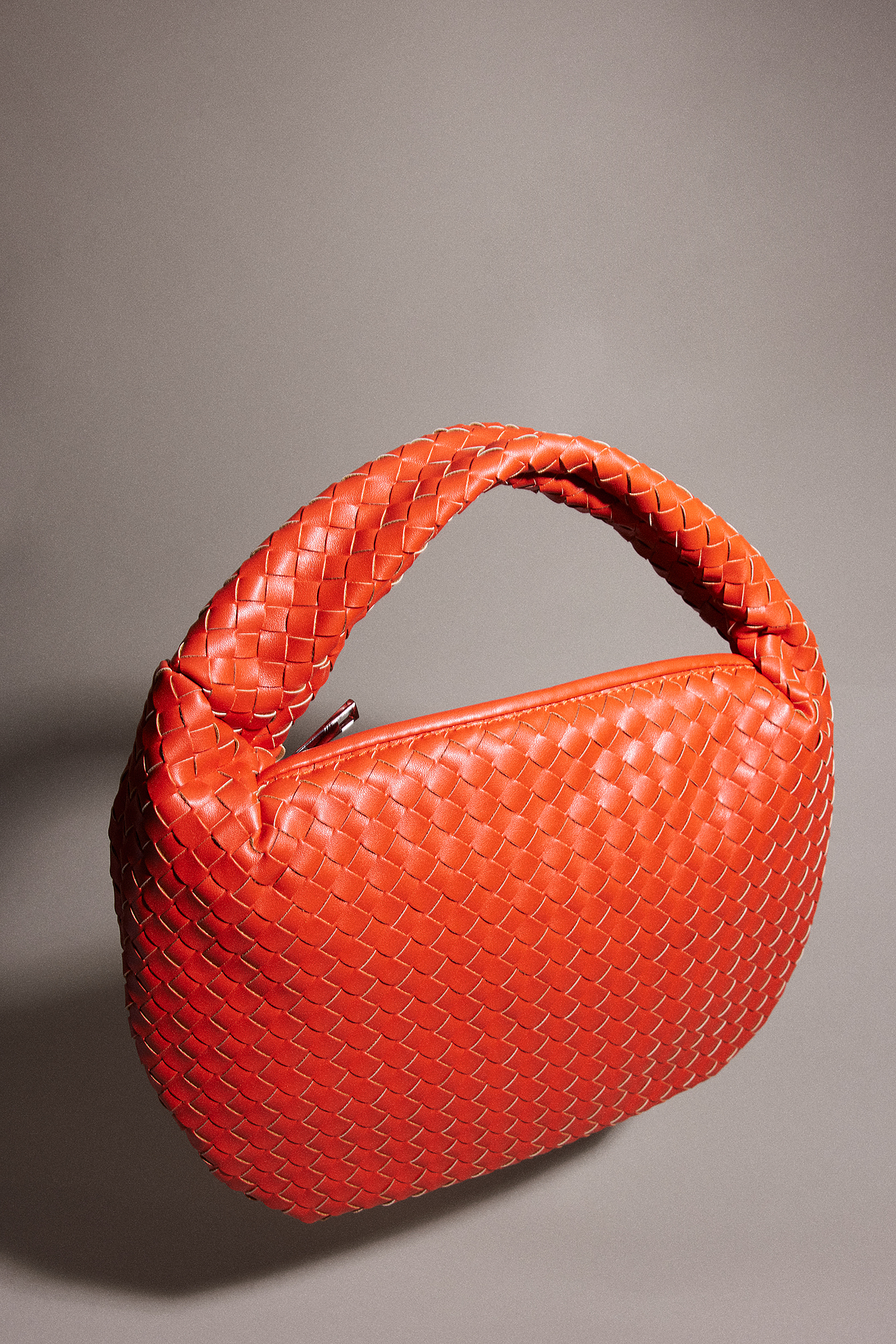 Woven Rounded Bag Red | na-kd.com