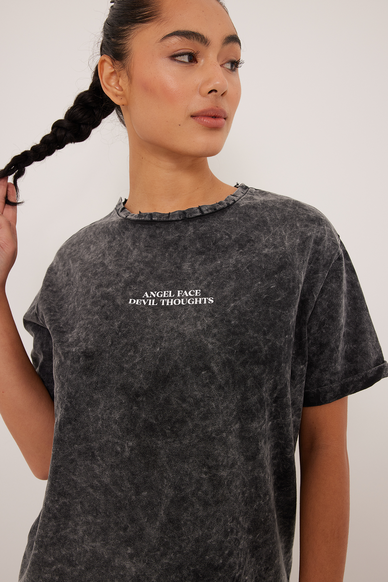 Stone Washed T-shirt Grey | na-kd.com