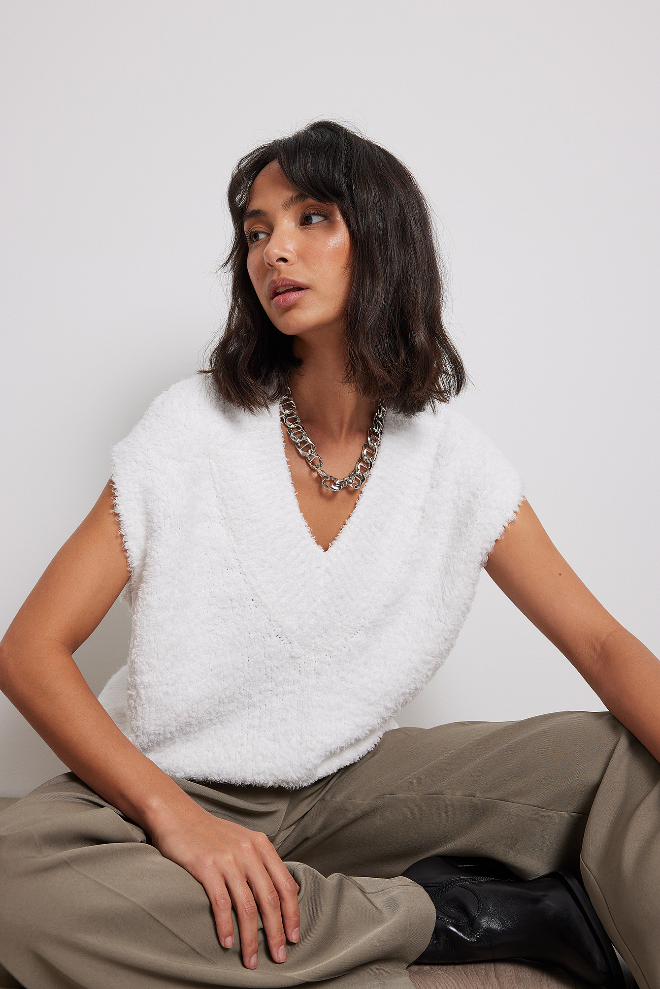 Oversized Boxy Knitted Vest Offwhite | NA-KD