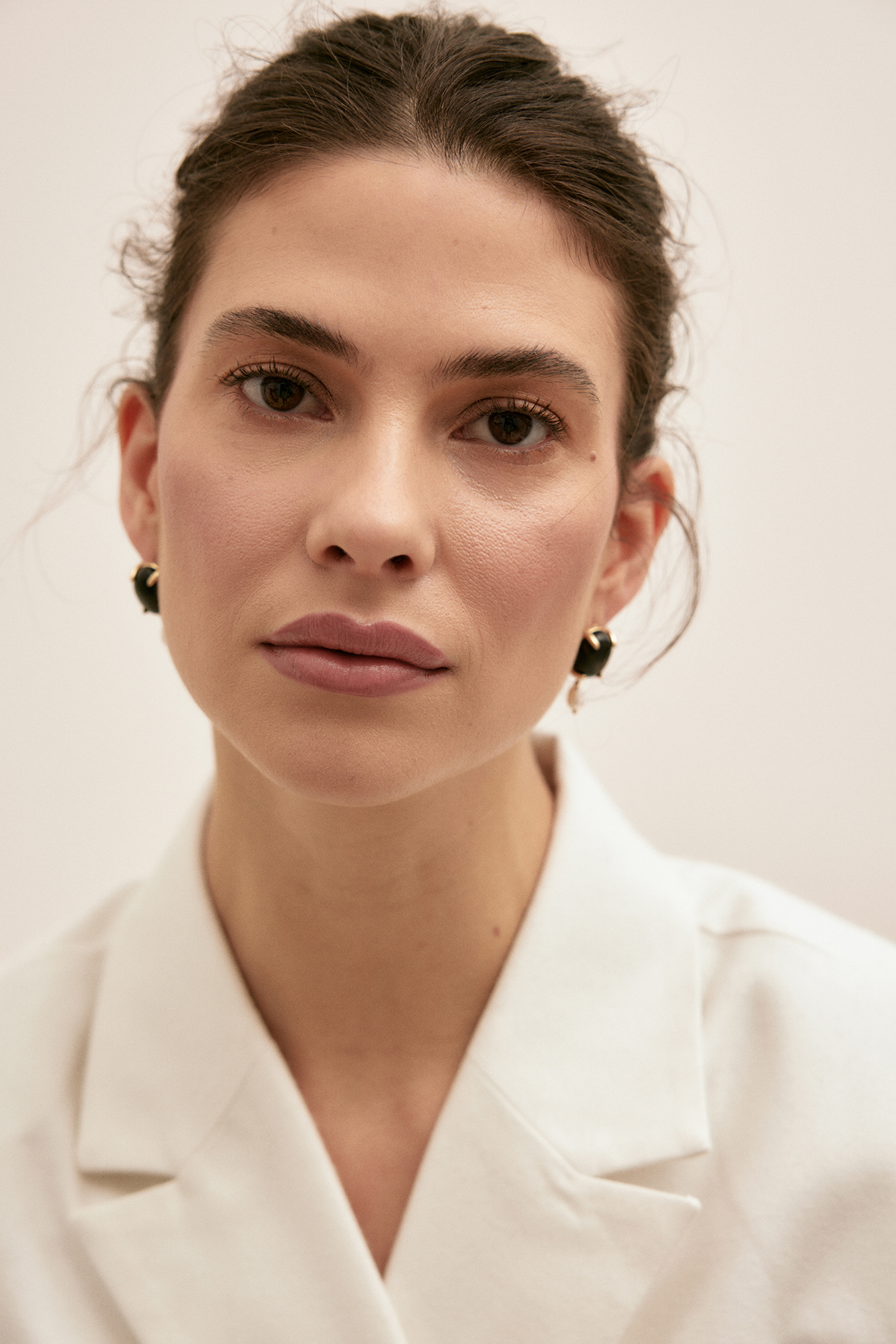 Pearl Detailed Stone Earrings Black | NA-KD