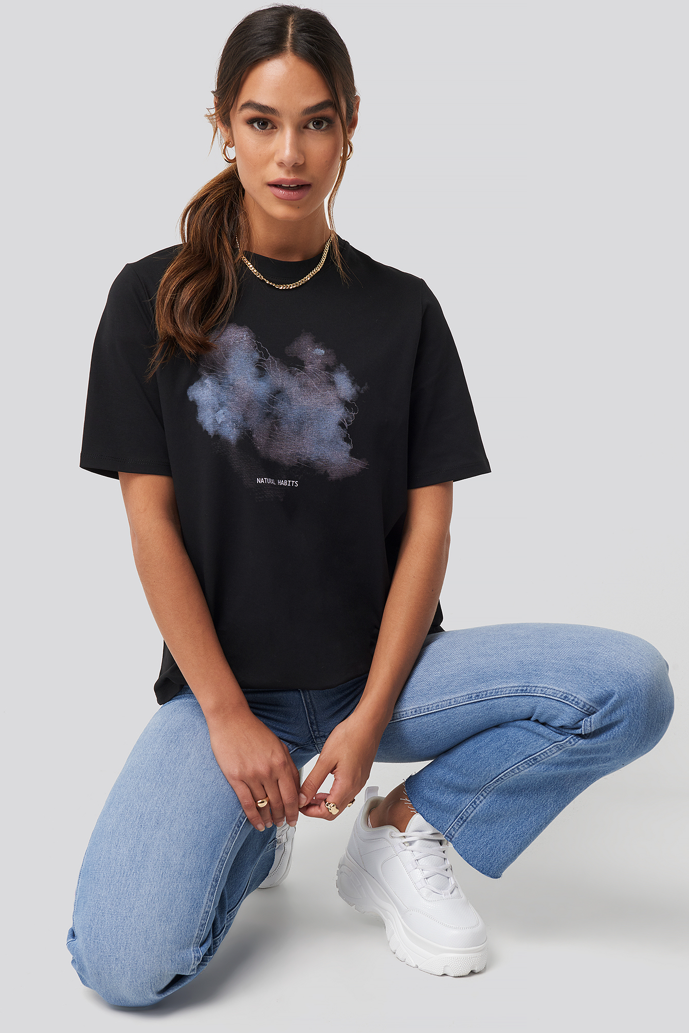 Natural Habit Tee Schwarz | NA-KD