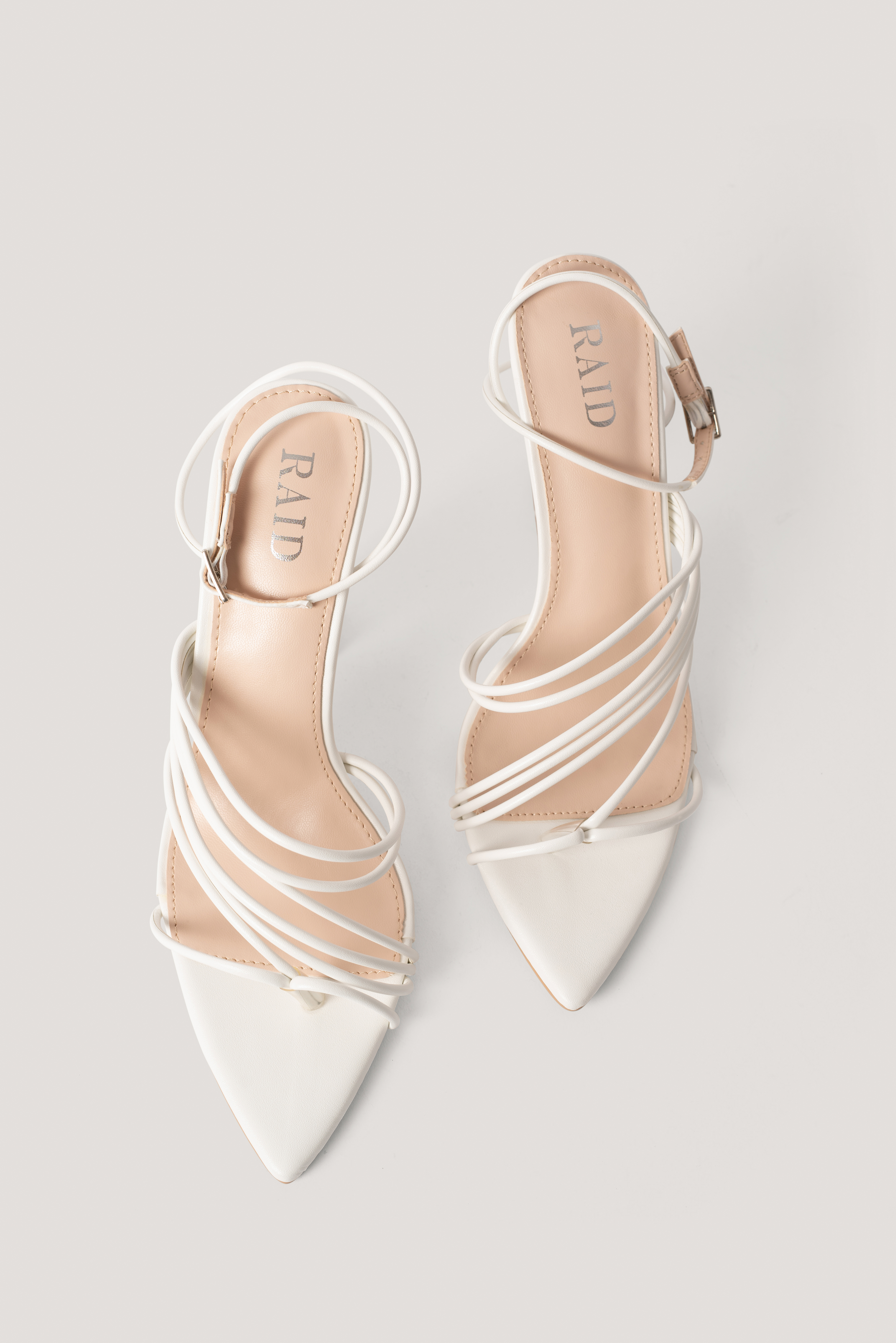 Gladdin Weiß | na-kd.com