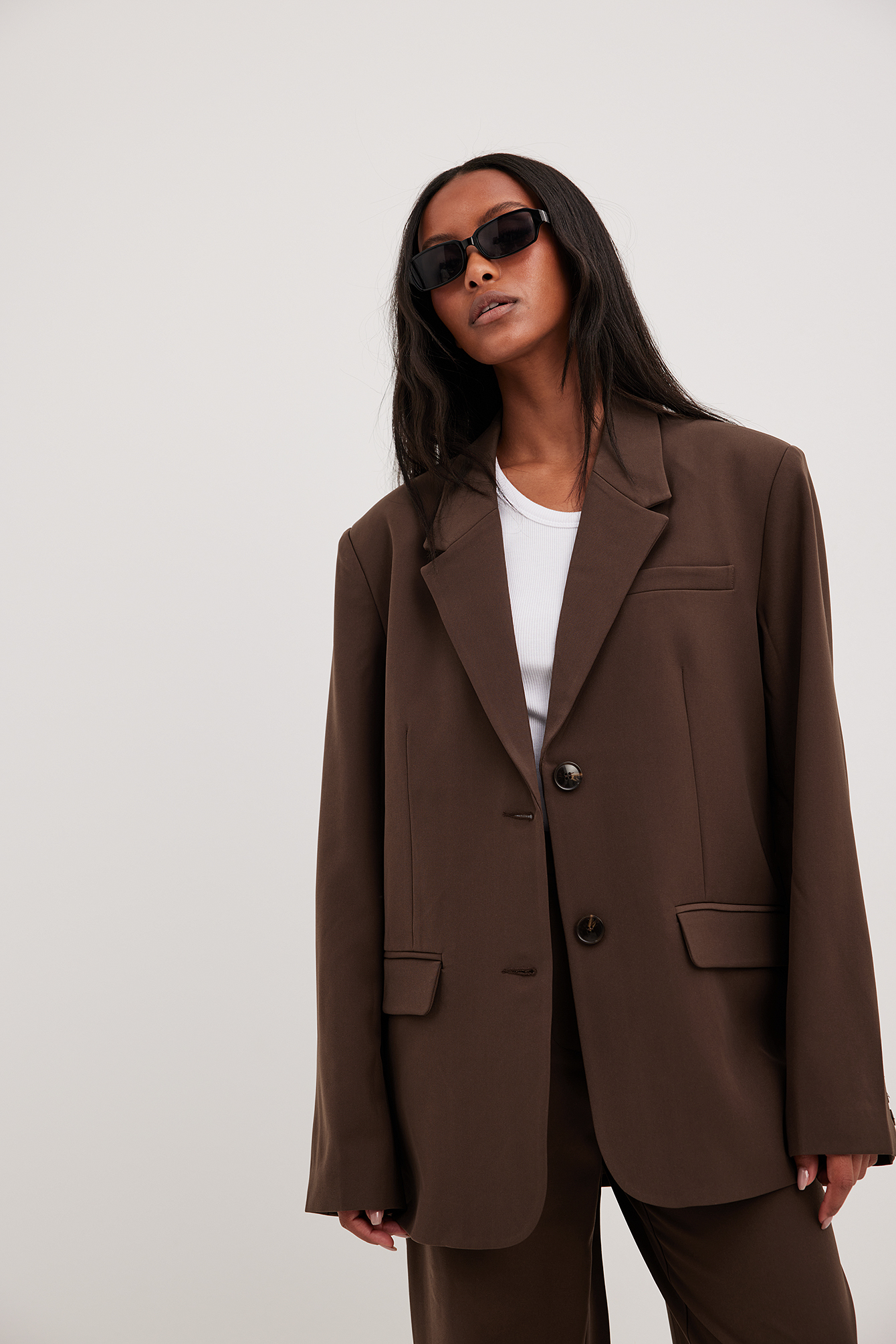 Lässiger Blazer mit Oversize-Passform Braun | NA-KD