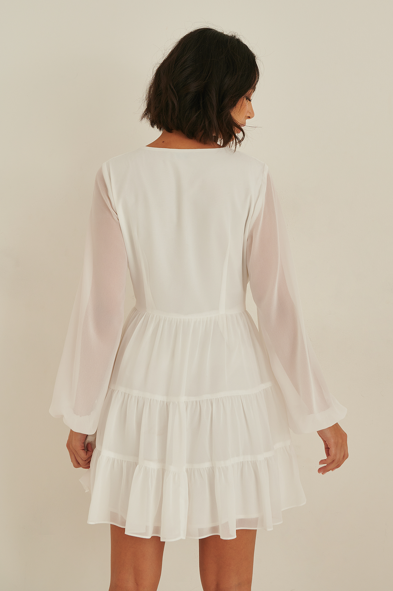 Recycled V-neck Flounce Dress White | na-kd.com
