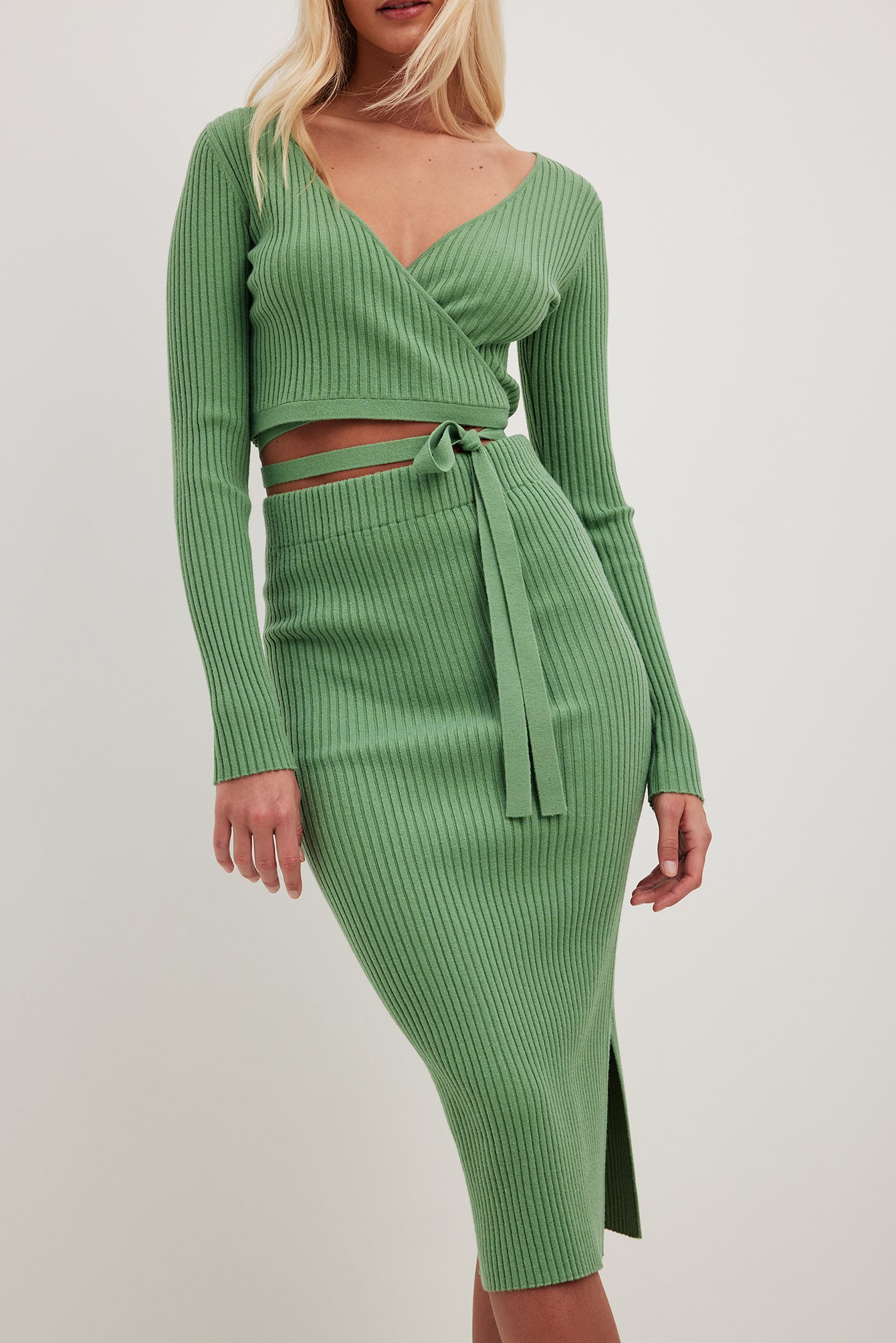 Rib Knitted Long Sleeved Wrap Top Green | NA-KD