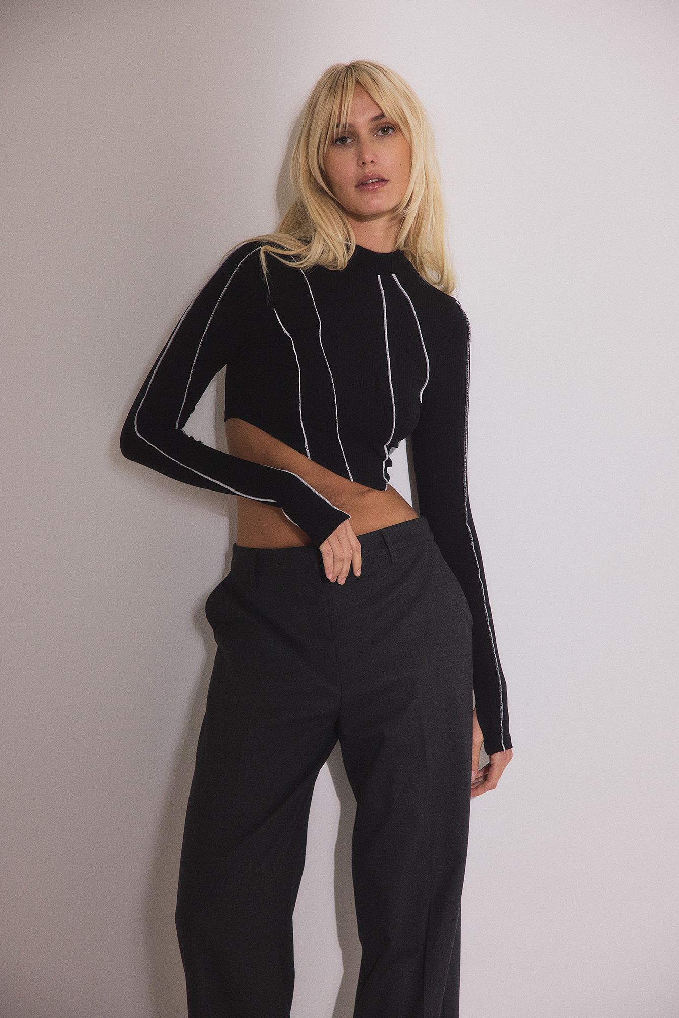 Ribbed Jersey Seam Detail Sweater Black | NA-KD