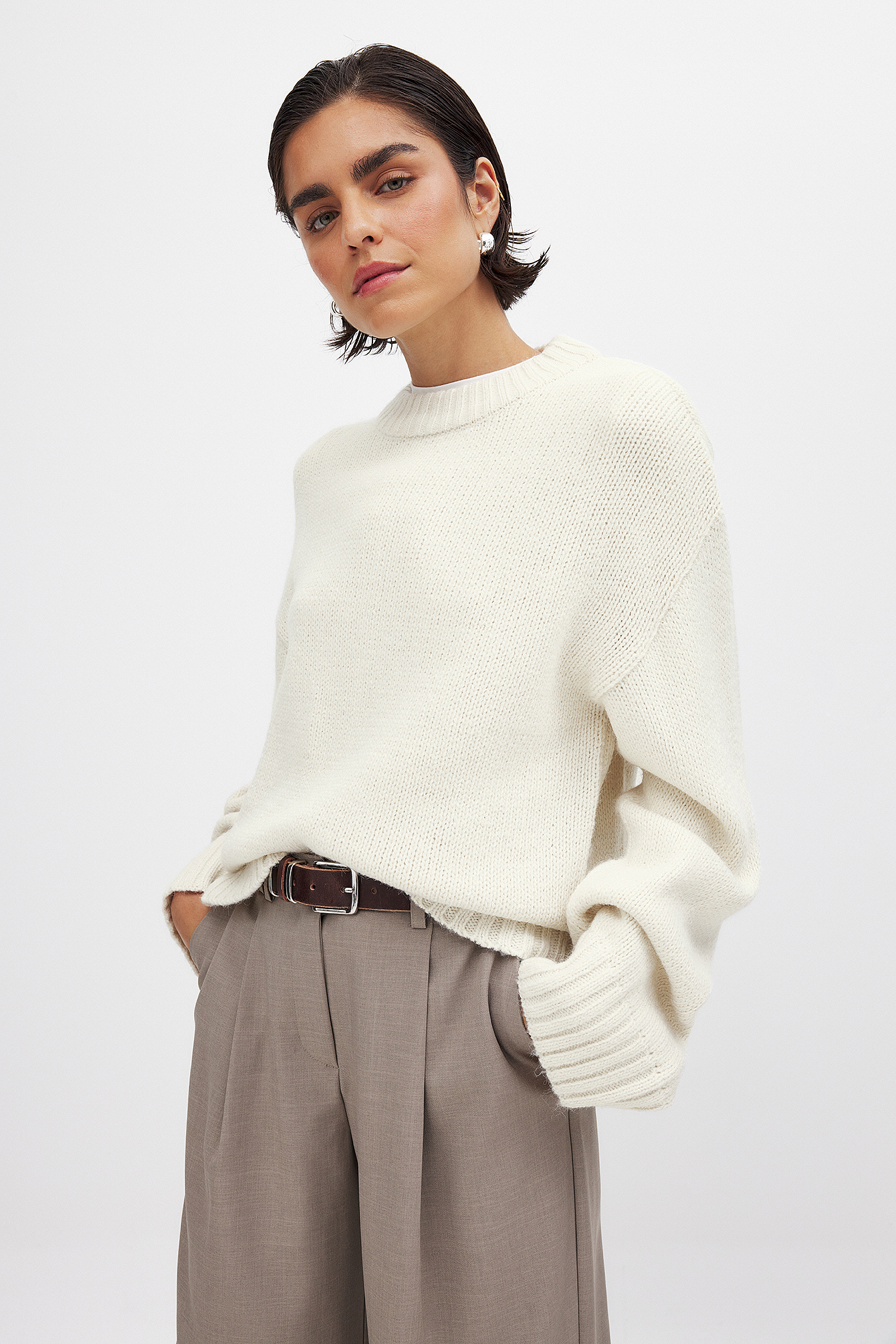 Round Neck Knitted Sweater Offwhite | NA-KD
