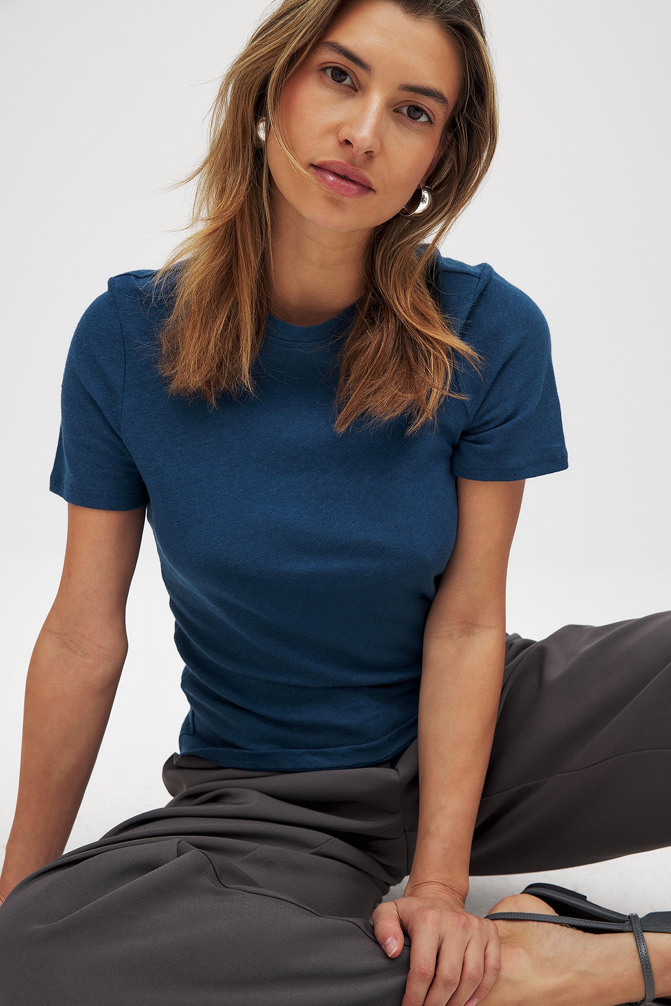 Round Neck Linen Blend Tee Blue | NA-KD