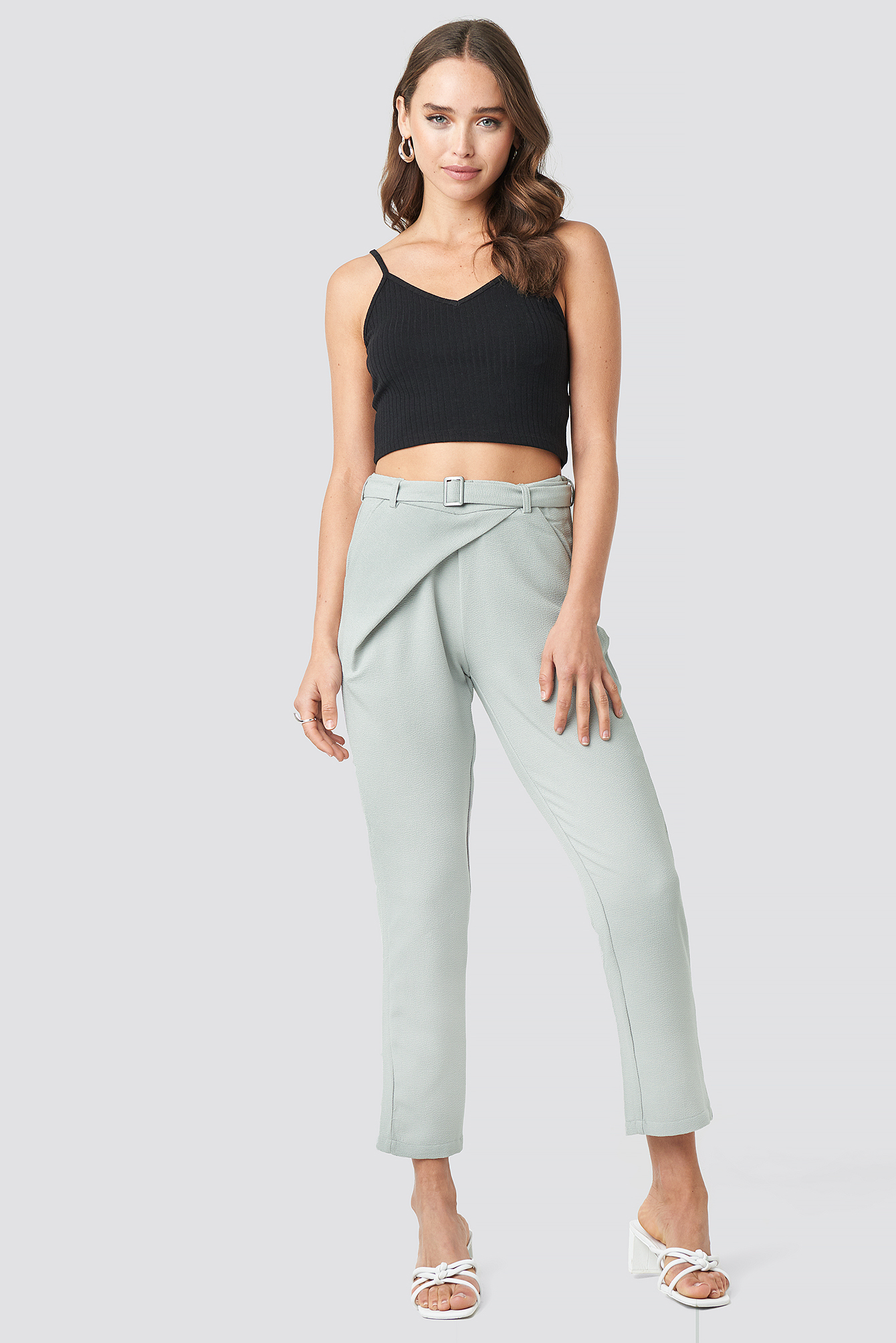 Delia Wrap Pant Gris | NA-KD