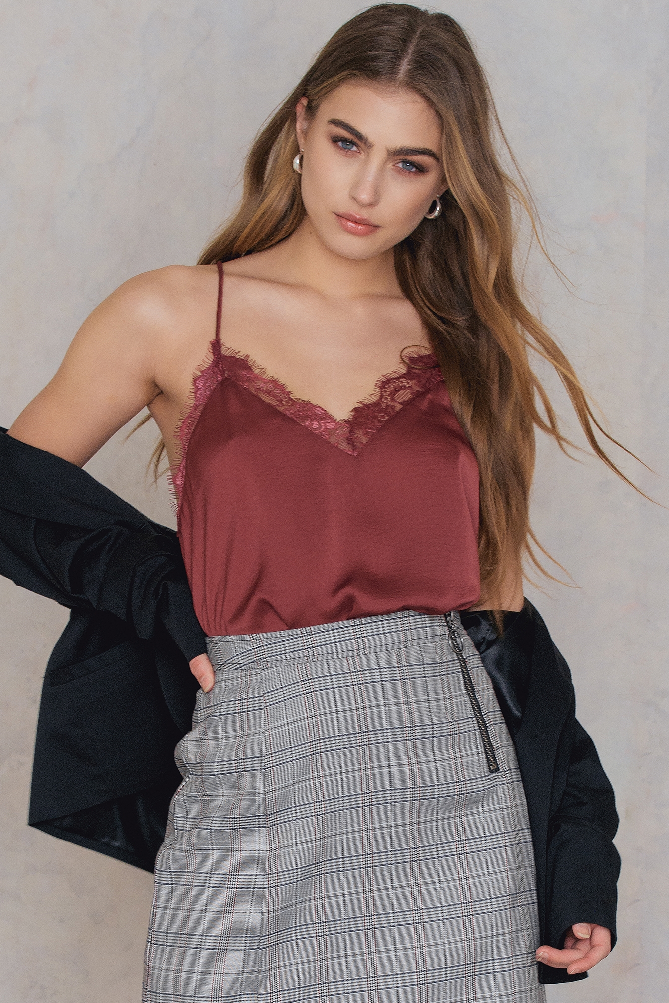 Ingrid Singlet Röd | NA-KD