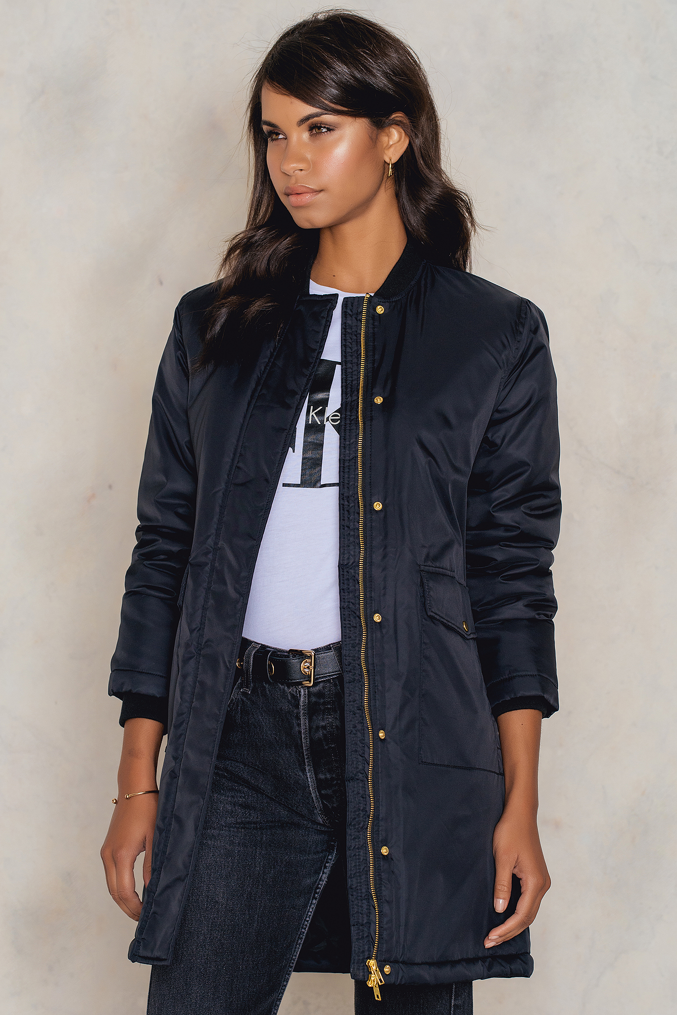Molly long bomber Black | NA-KD