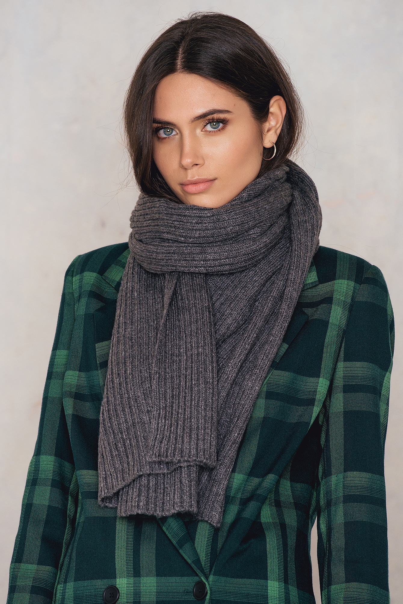 Sofi scarf Grau | NA-KD