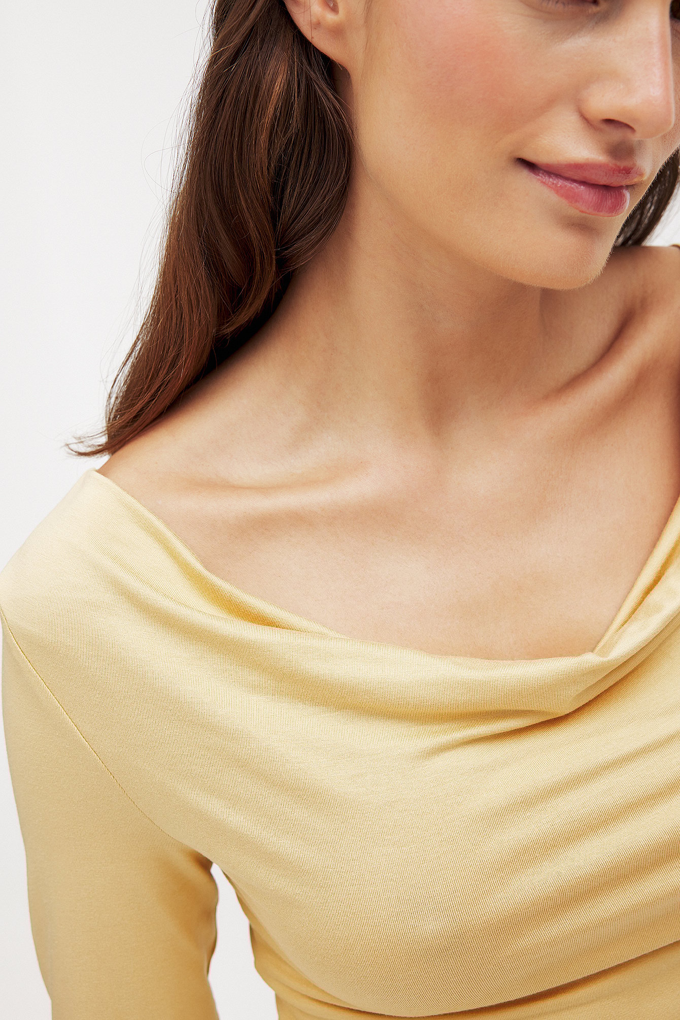 Soft Line Draped Top Yellow | NA-KD