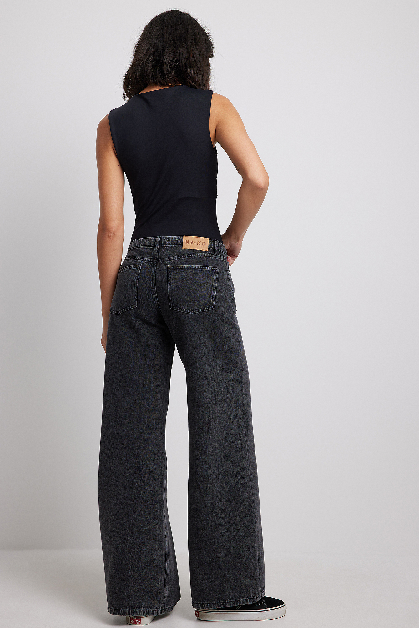 Soft Rigid Low Waist Wide Jeans Grey | na-kd.com