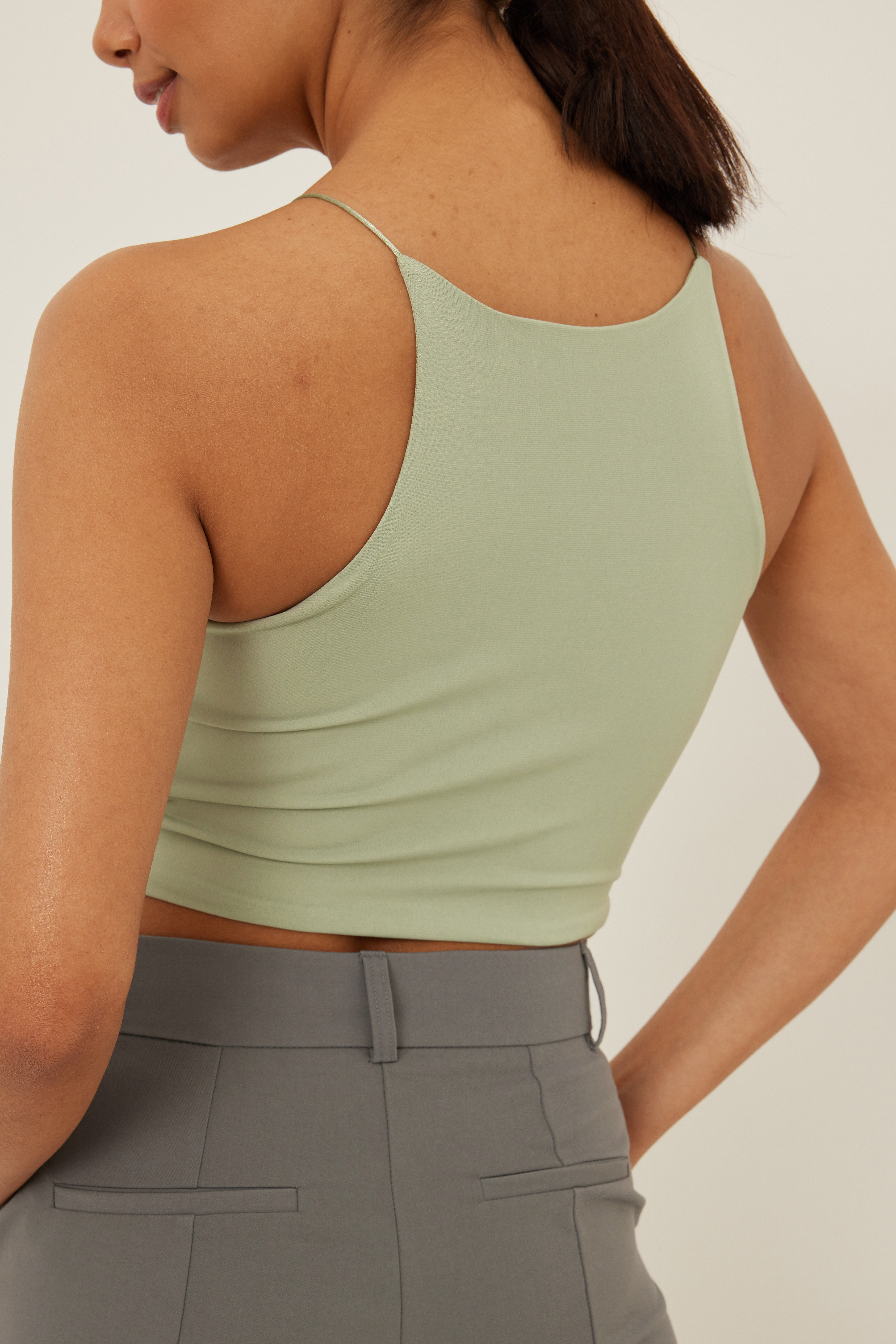 Spaghetti Strap Singlet Green | na-kd.com