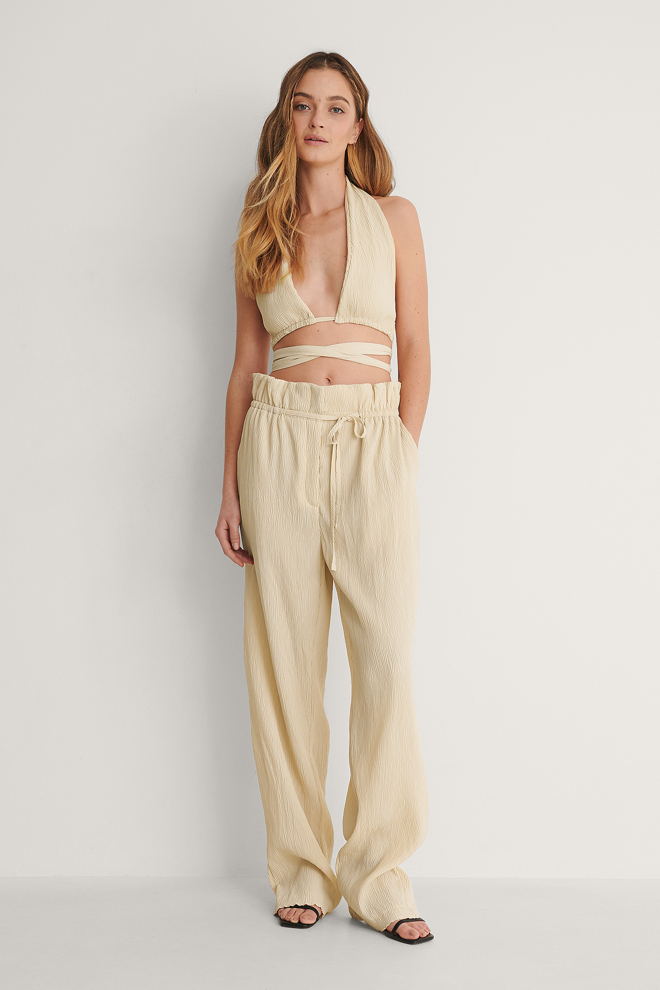Crinkled Wrap Top Beige | na-kd.com