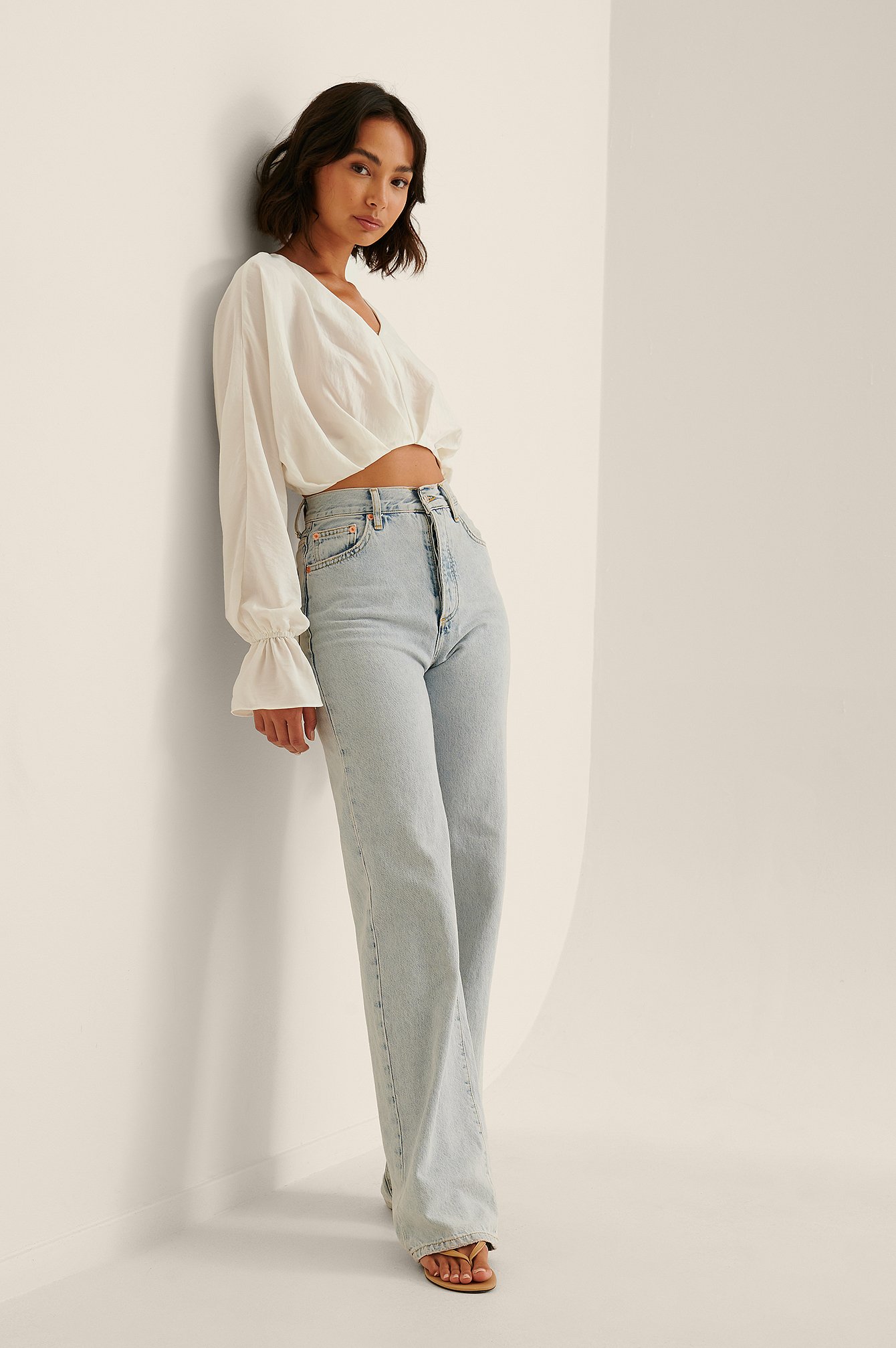 Cropped Flowy Blouse White | na-kd.com