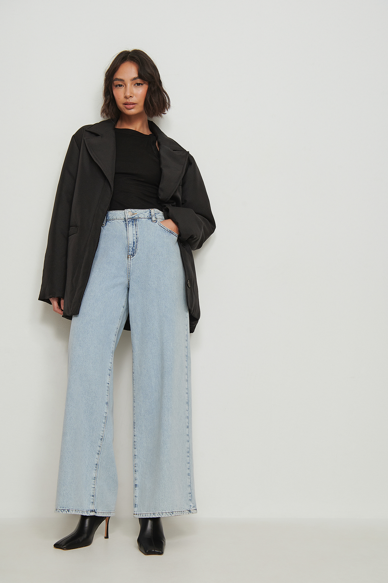 Round Neck Ribbed Tank Black | na-kd.com