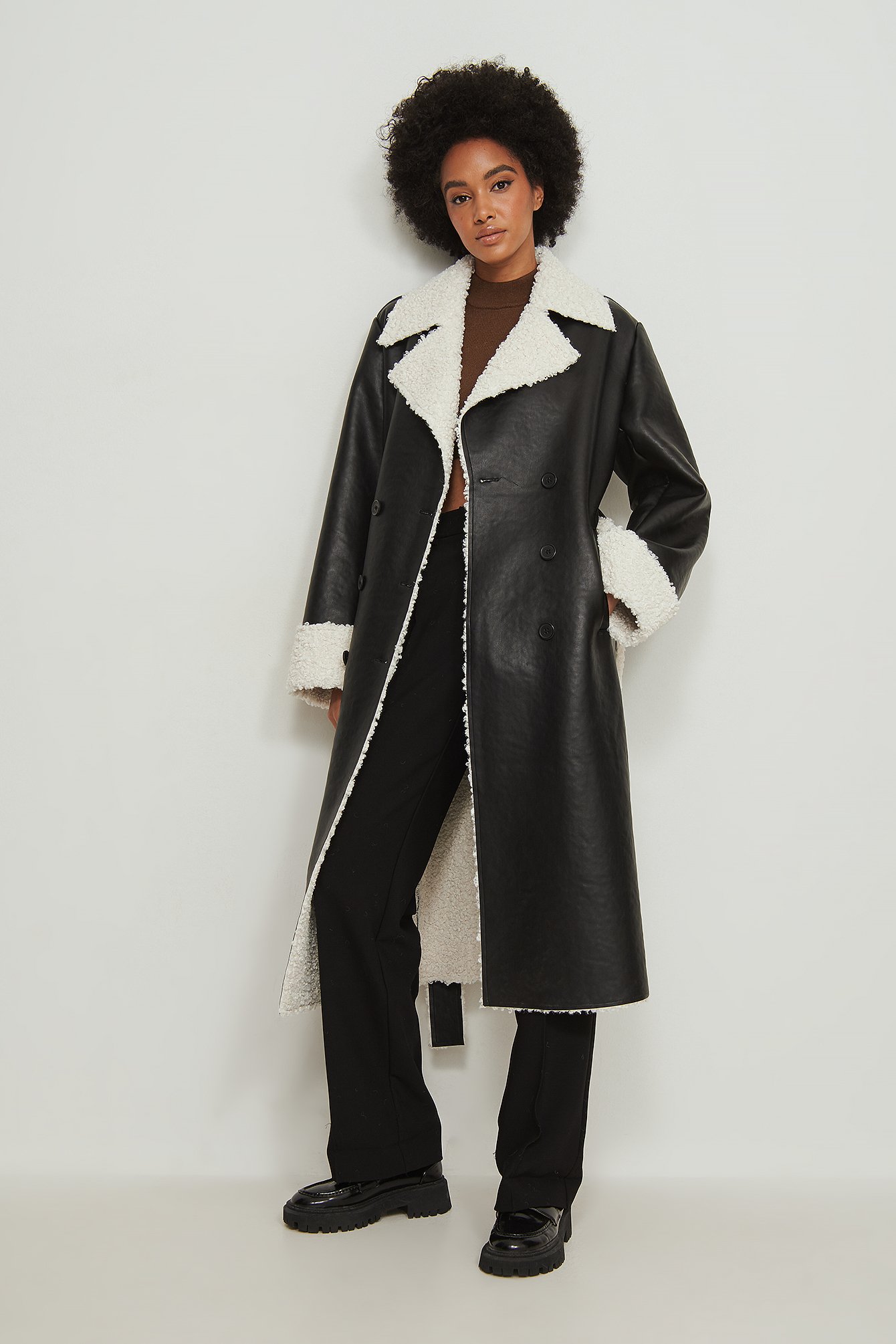 Teddy Detail PU Coat Black | na-kd.com