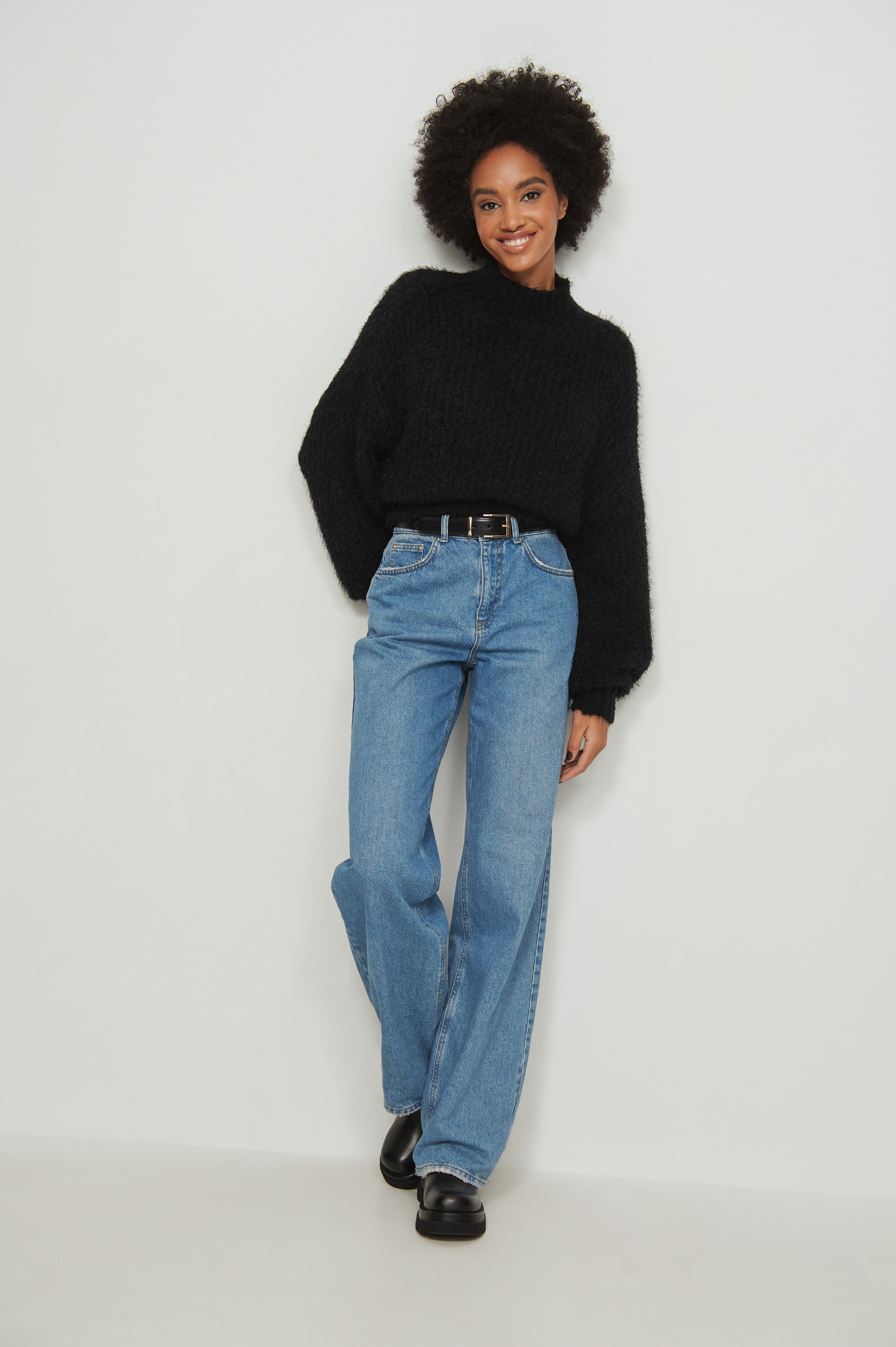 Fluffy Knitted Sweater Black | na-kd.com