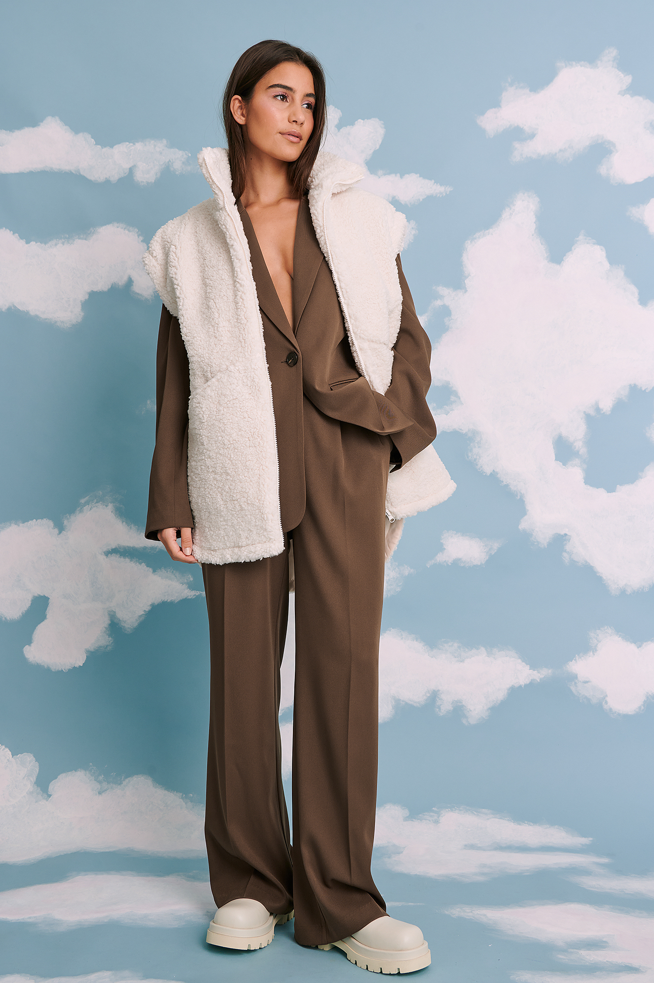 Long Zipped Teddy Vest Offwhite | na-kd.com