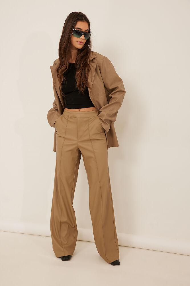 Pleated PU Pants Beige | na-kd.com