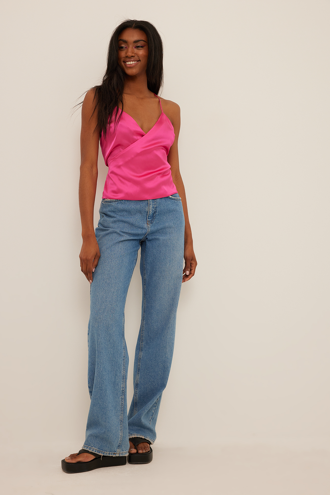 V-neck Satin Singlet Pink | na-kd.com